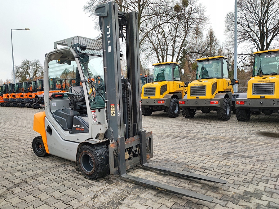 Wózek widłowy Still RX70-30T 3000 kg LPG | Triplex 6,13 m | 2017 r ...