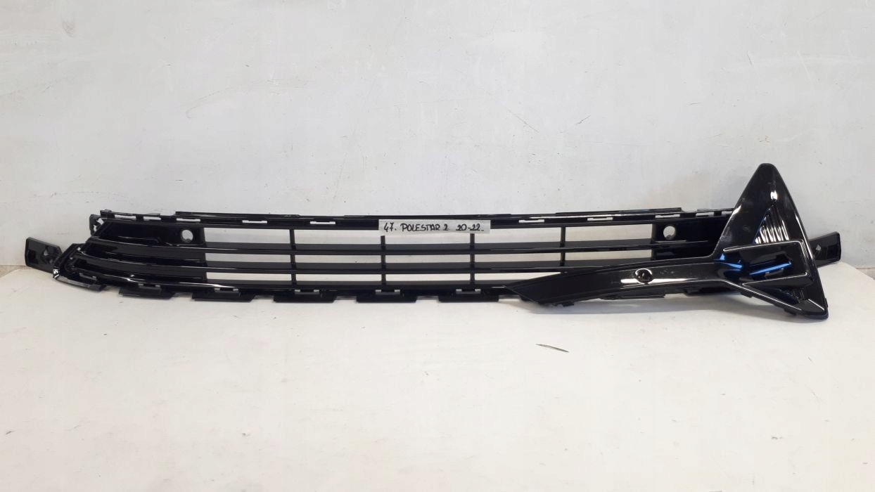 31663679 - POLESTAR 2 РЕШЕТКА ПЕРЕДНЕГО БАМПЕРА купить на Avtoex из ...