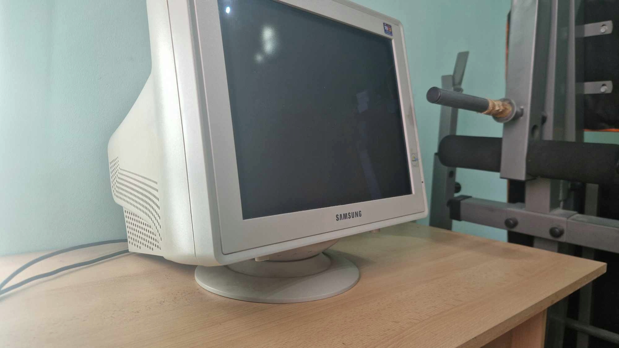 Crt Monitor - Niska cena na Allegro