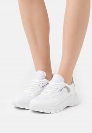 Nly Shoes - Buty sportowe damskie - Największy wybór adidasów damskich ...