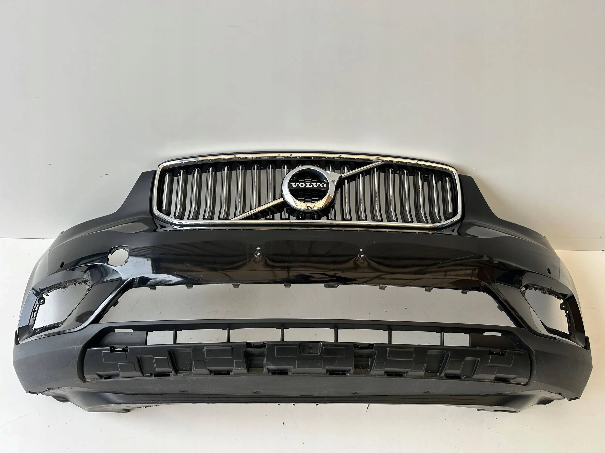 VOLVO XC40 ZDERZAK PRZÓD 31449340 ORYGINAŁ za 1999.00PLN z OSIEK ...