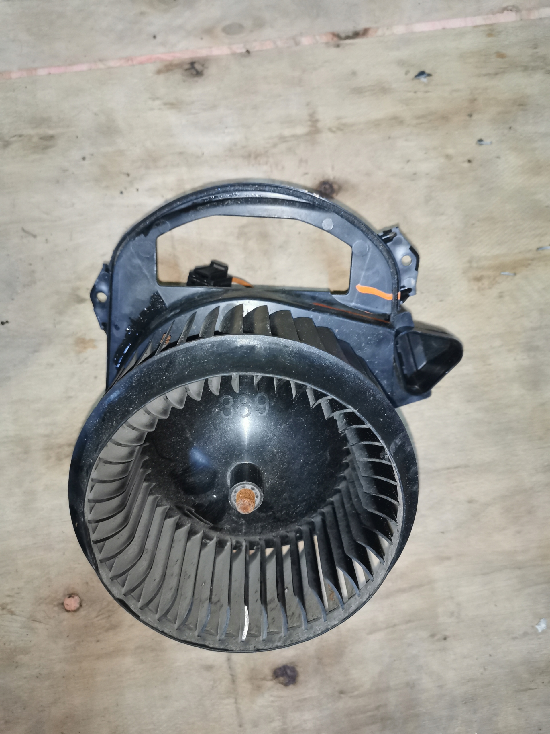 Mercedes-Benz OE A2469061601 silnik nagrzewnicy za 250.00PLN z Nowogard ...