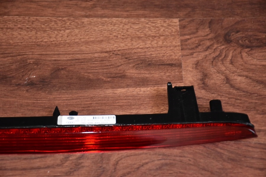 4K9945097 / 2DA.2334 4K9945097 / 2DA.2334 - Новый стоп-сигнал AUDI RS6 ...