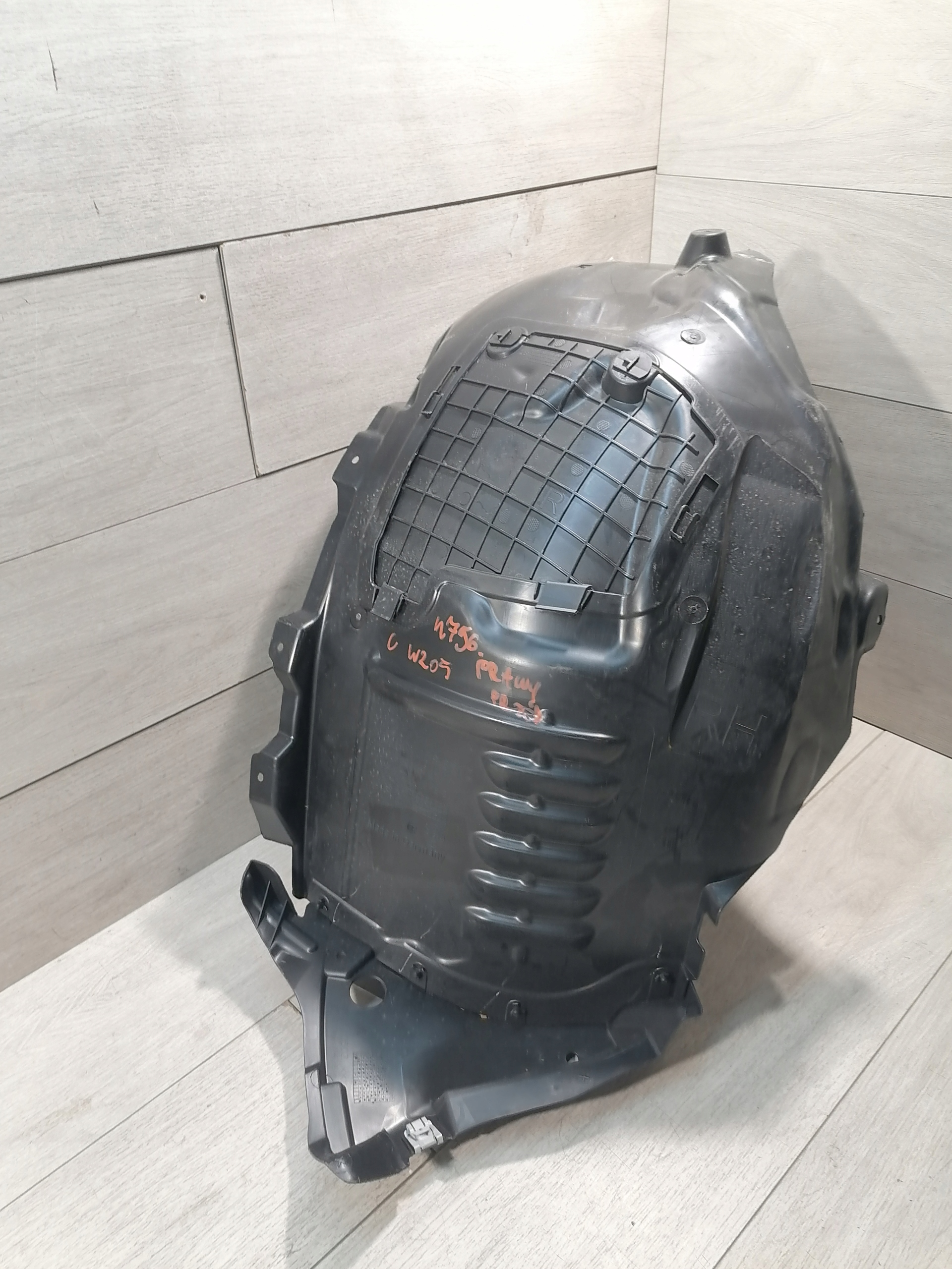 W205 C200 NADKOLE PRAWY PRZÓD A2056903201 - porównaj ceny - Allegro.pl