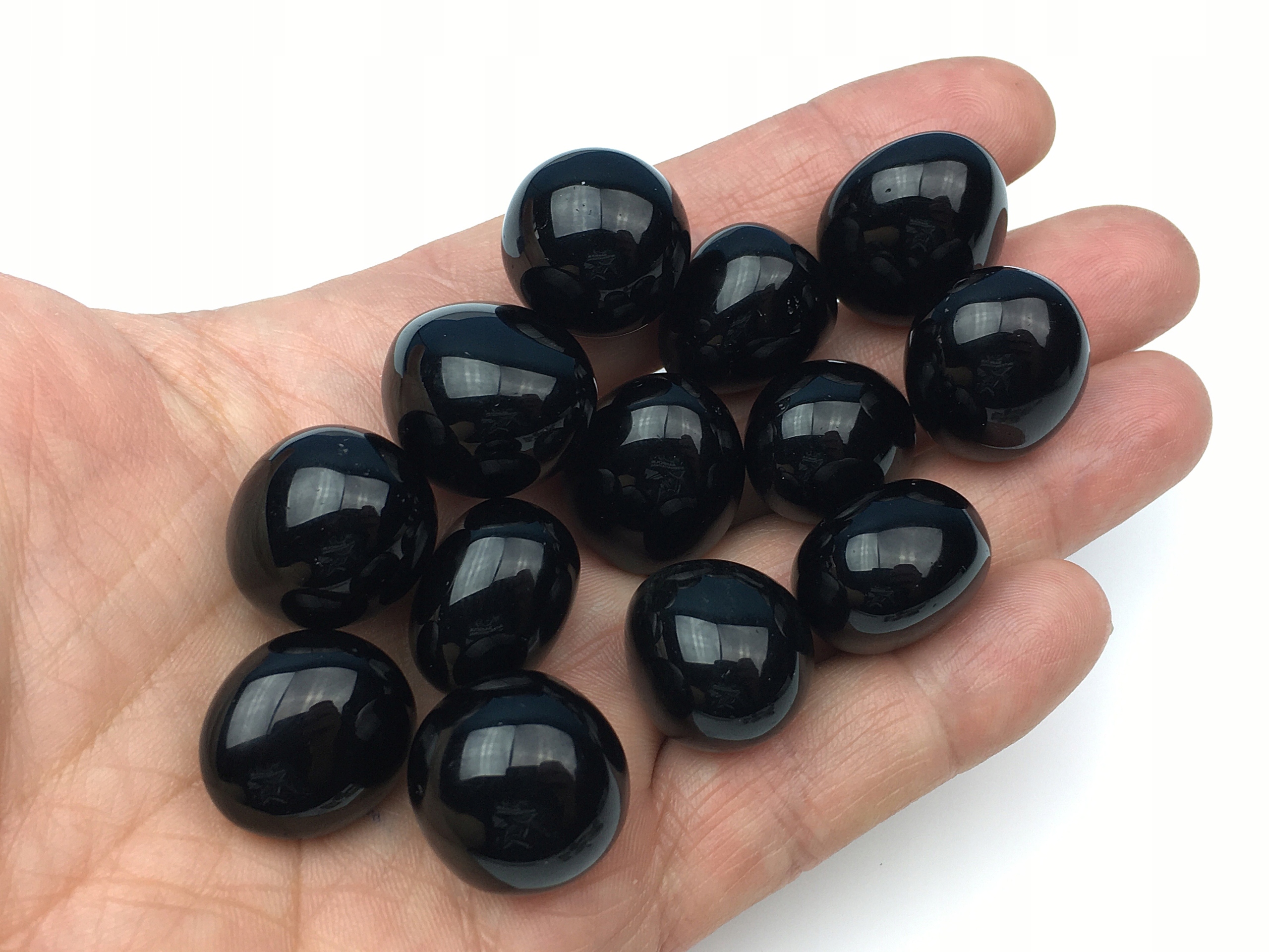 obsydian czarny naturalny szlifowany otoczak 13184078576 - Allegro.pl