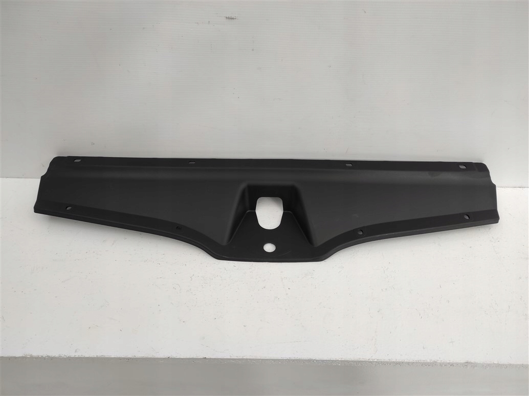 OSŁONA PASA WZMOCNIENIA SKODA OCTAVIA 4 IV PO 2020 za 100.00PLN z kożuchów - Allegro - (12538675053)