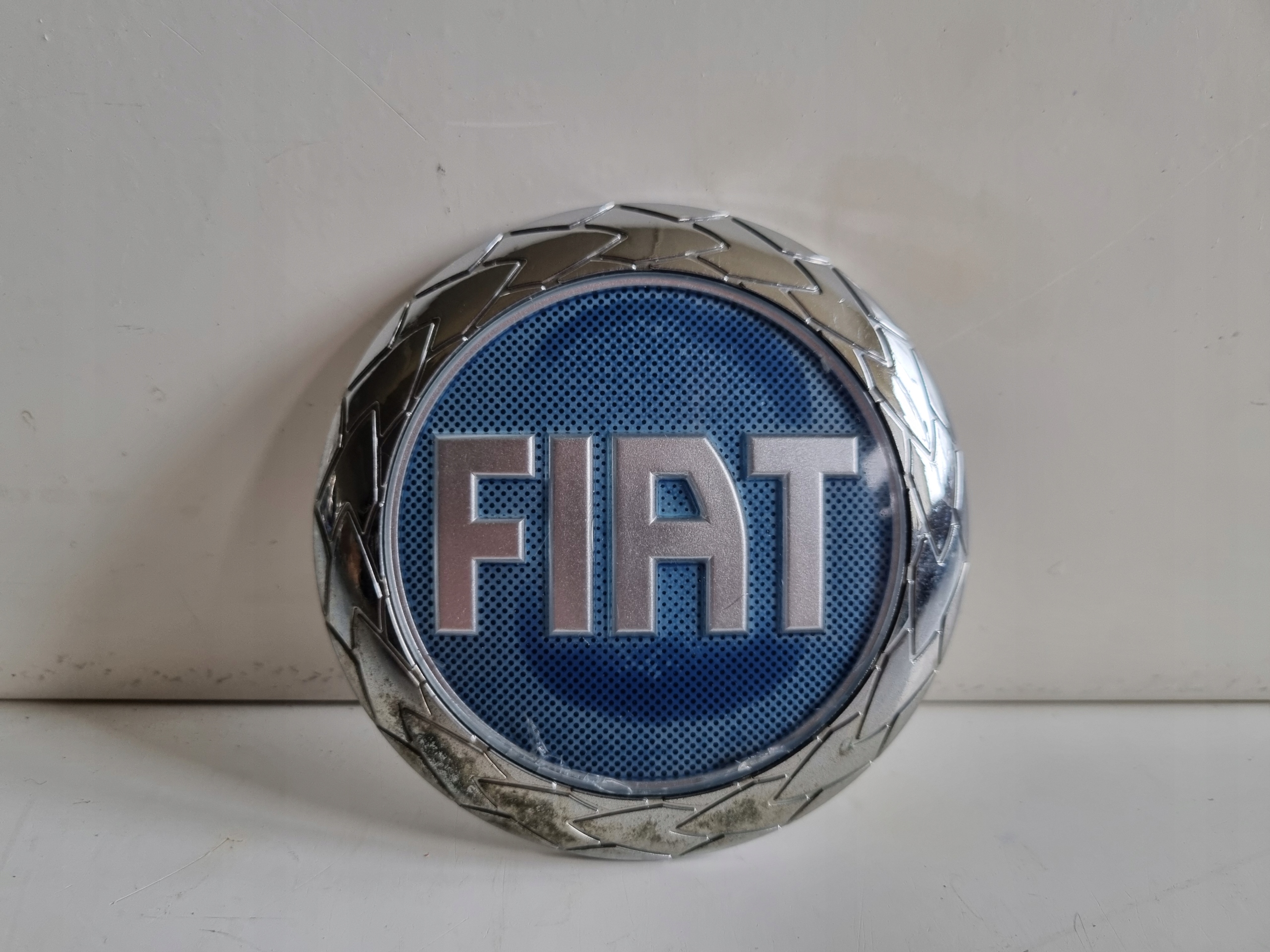 FIAT ZNACZEK EMBLEMAT LOGO 95mm NIEBIESKI FIAT ZNACZEK EMBLEMAT LOGO ...