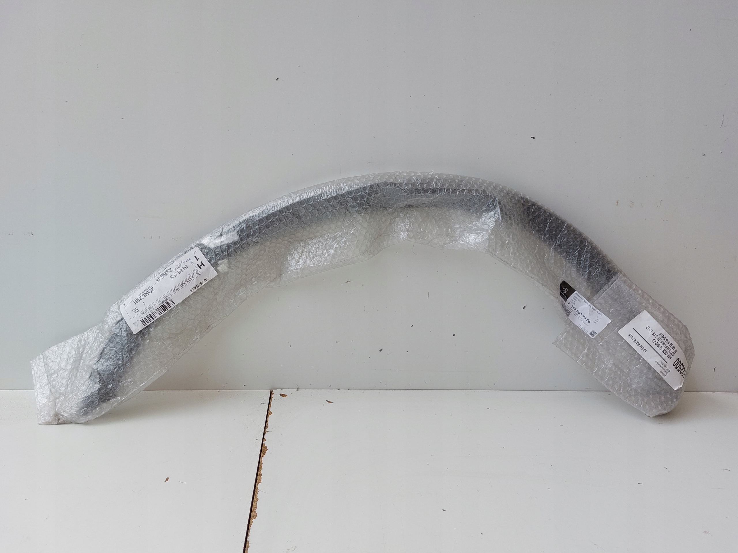 MERCEDES GLC 253 LIFT LISTWA BŁOTNIKA LEWA PRZÓD 2538857506 za 449 zł z ...