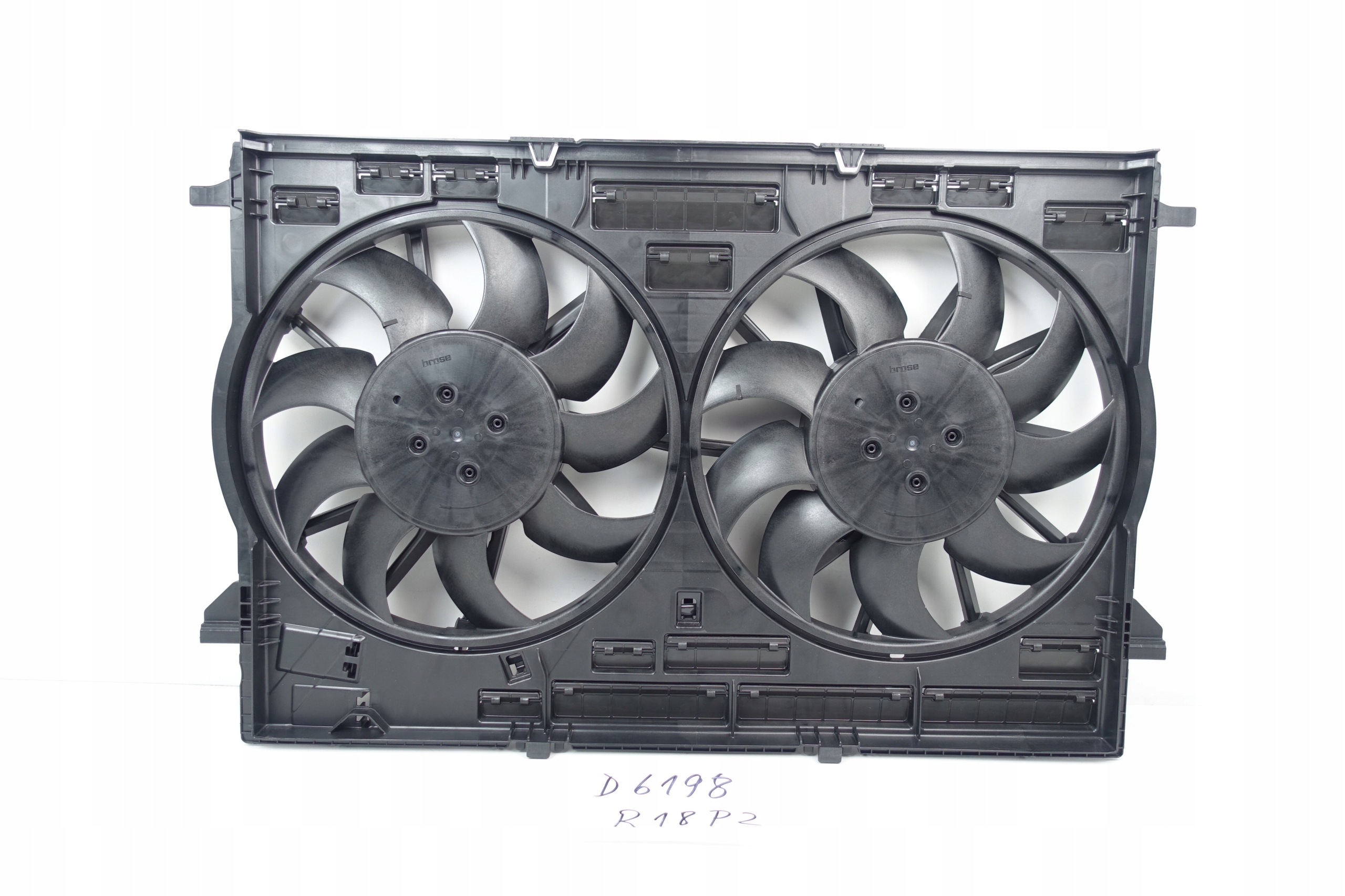 WENTYLATOR CHŁODNIC AUDI Q7 Q8 TOUAREG 8W0121003H WENTYLATOR CHŁODNIC ...