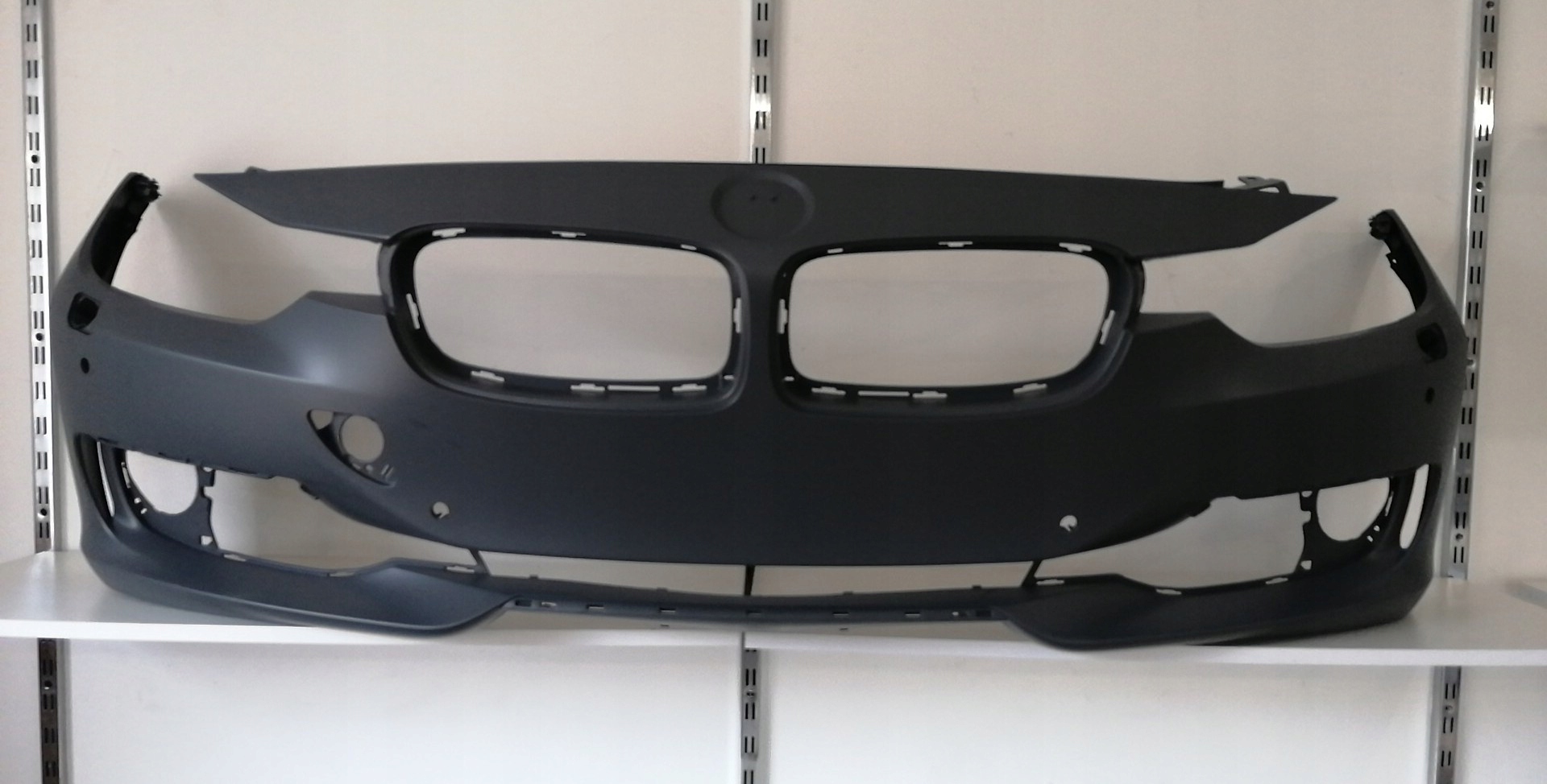 BMW 3 F30 F31 Zderzak przedni przód Kamery ZAMIENNIK POLCAR 51117292992 ...