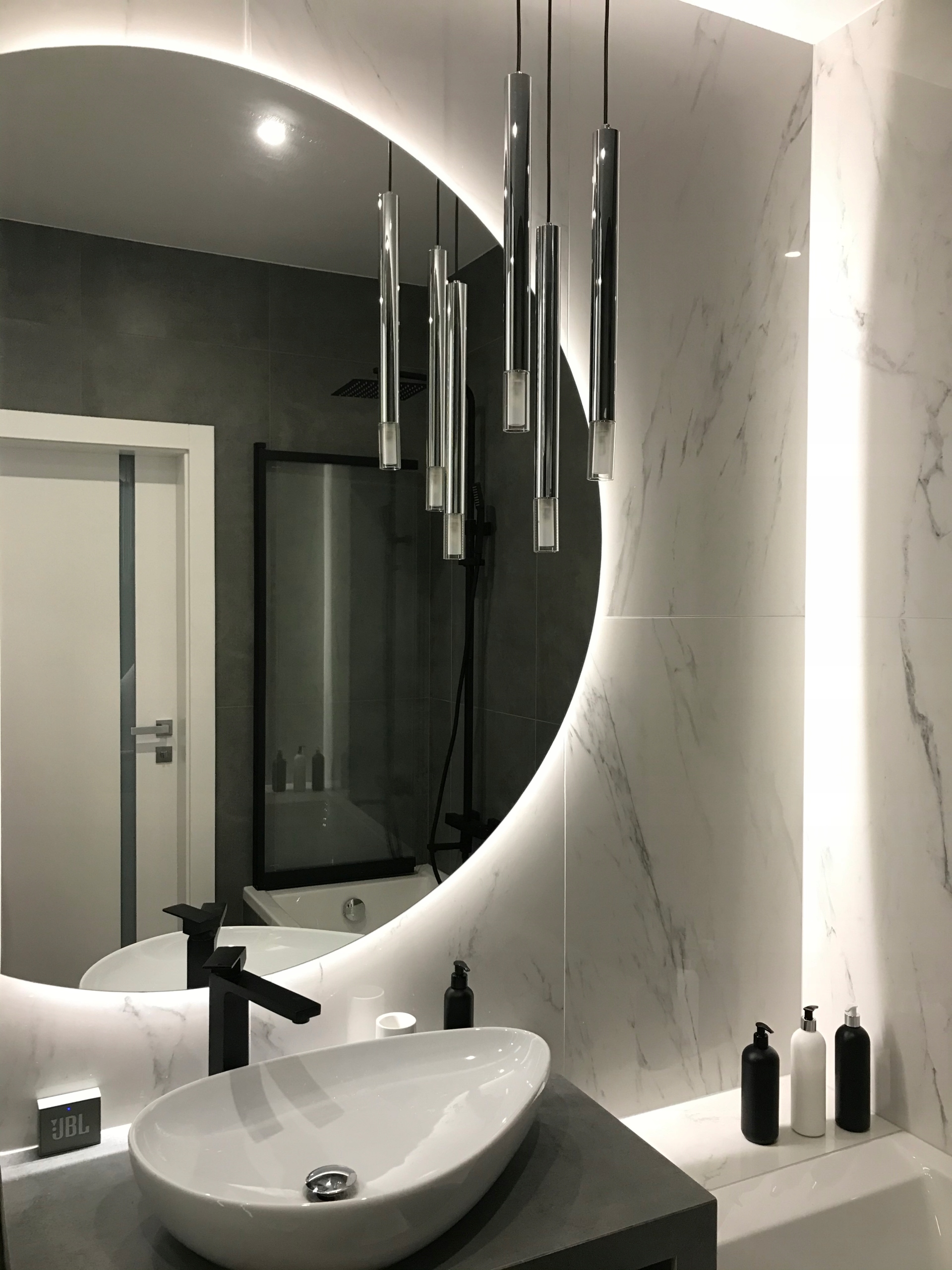 Lustro okrągłe led ze ściętym bokiem fi70 (Alfaram koło led ścięty bok ...