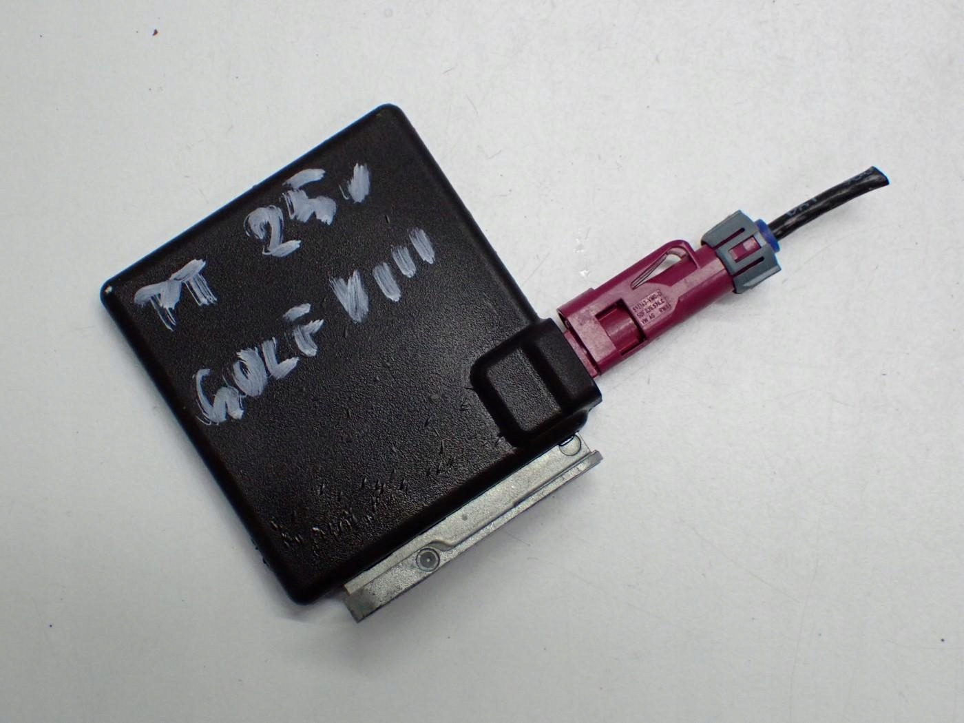 WZMACNIACZ ANTENA GPS ORYGINAŁ 3G9035534 VW GOLF VIII 8 5H 25R • Opinie ...