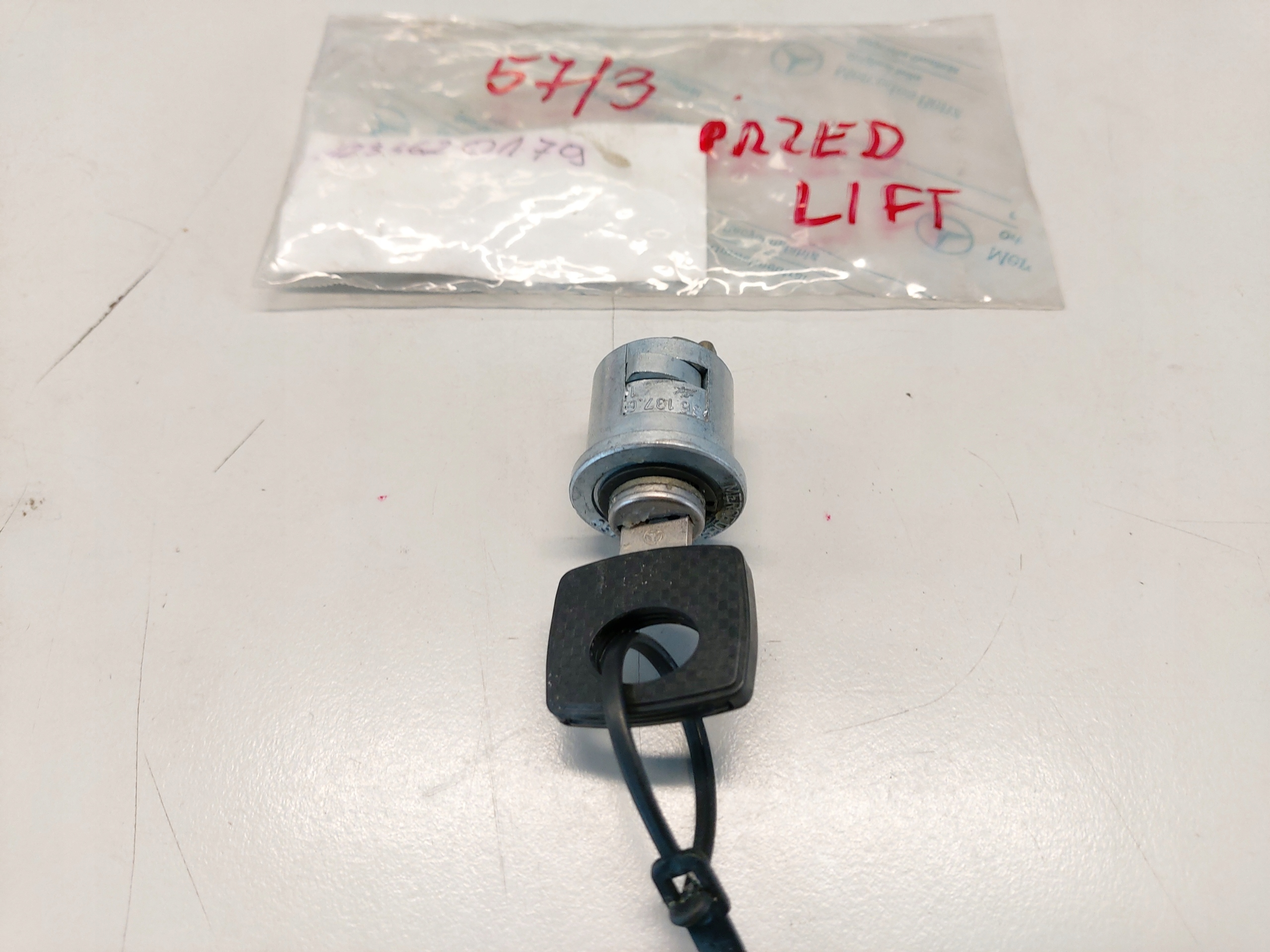 MERCEDES W123 WKŁAD STACYJKI NOWY 1234620179 za 400.00PLN z Gorzów Wlkp ...