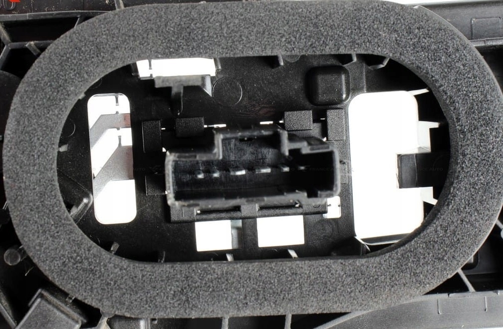 Патрон лампи ліва смуга лампи Peugeot Expert 16- купить в Украине на ...