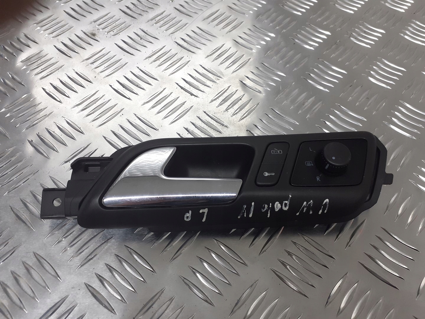 KLAMKA LEWA PRZEDNIA WEWNĘTRZNA VW POLO IV 9N 6Q1837247G za 45 zł z Kamińsko - Allegro.pl ...