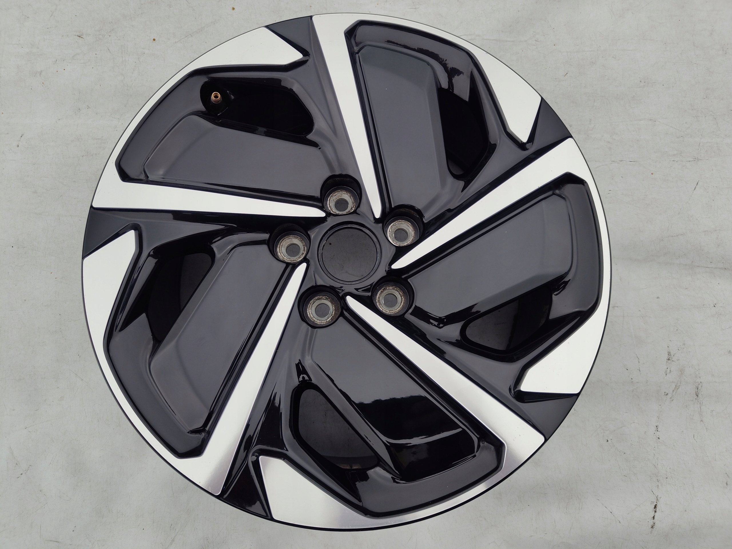 Felga aluminiowa Kia OE SPORTAGE V 7.0" x 17" 5x114.3 ET 43,5 za 750 ...