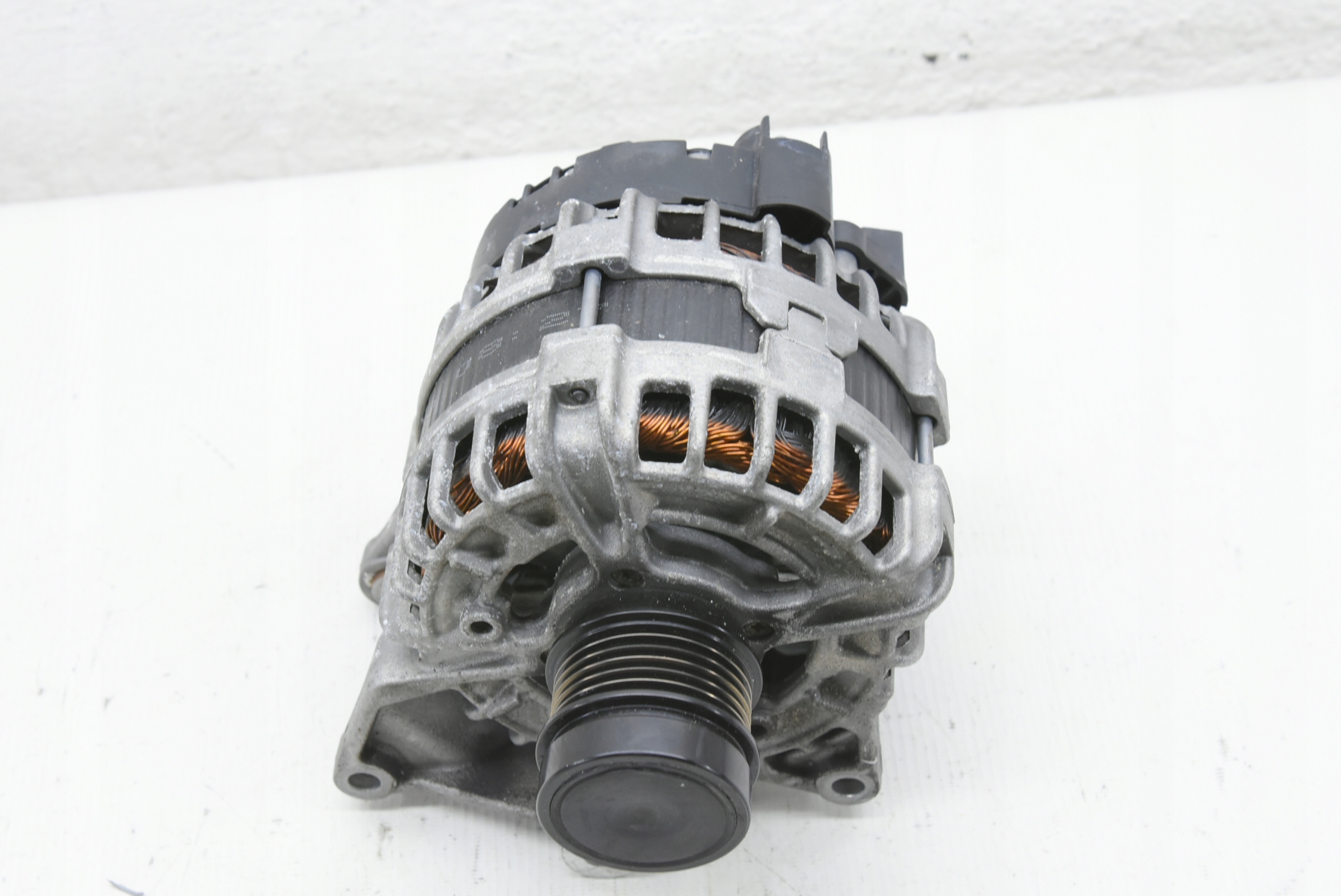 A0009069305 A0009069305 - Mercedes W205 ліфт генератор 1.6 115KW купить ...