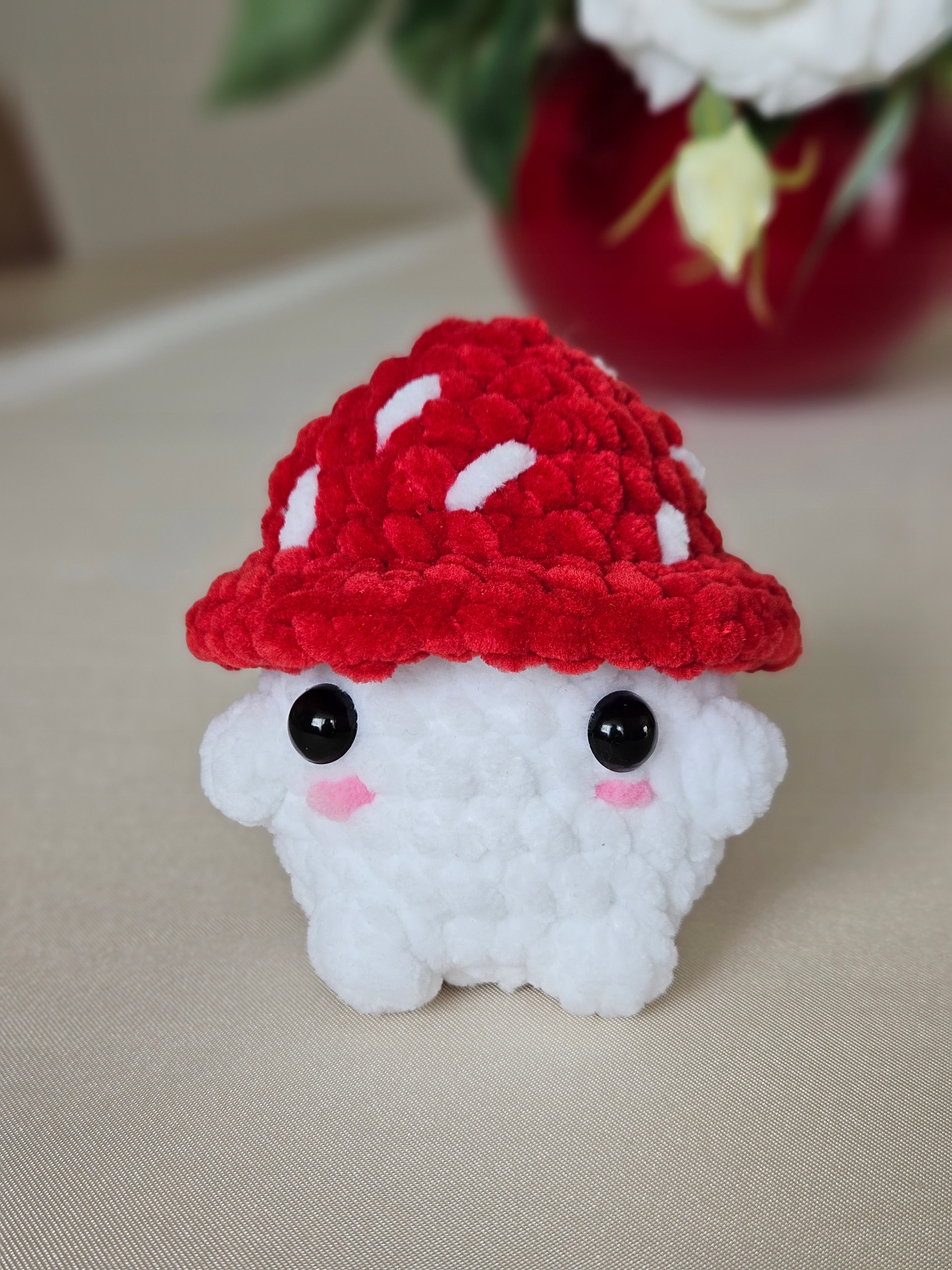 Muchomorek - maskotka na szydełku hand made 14539190549 - Allegro.pl