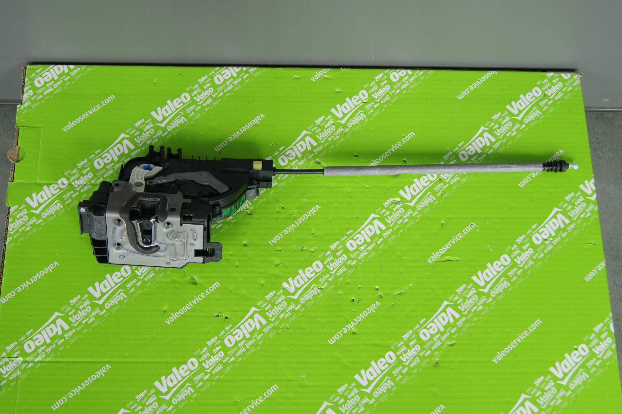 Mercedes-Benz OE A4477200035 zamek drzwi przednich lewych - porównaj ...