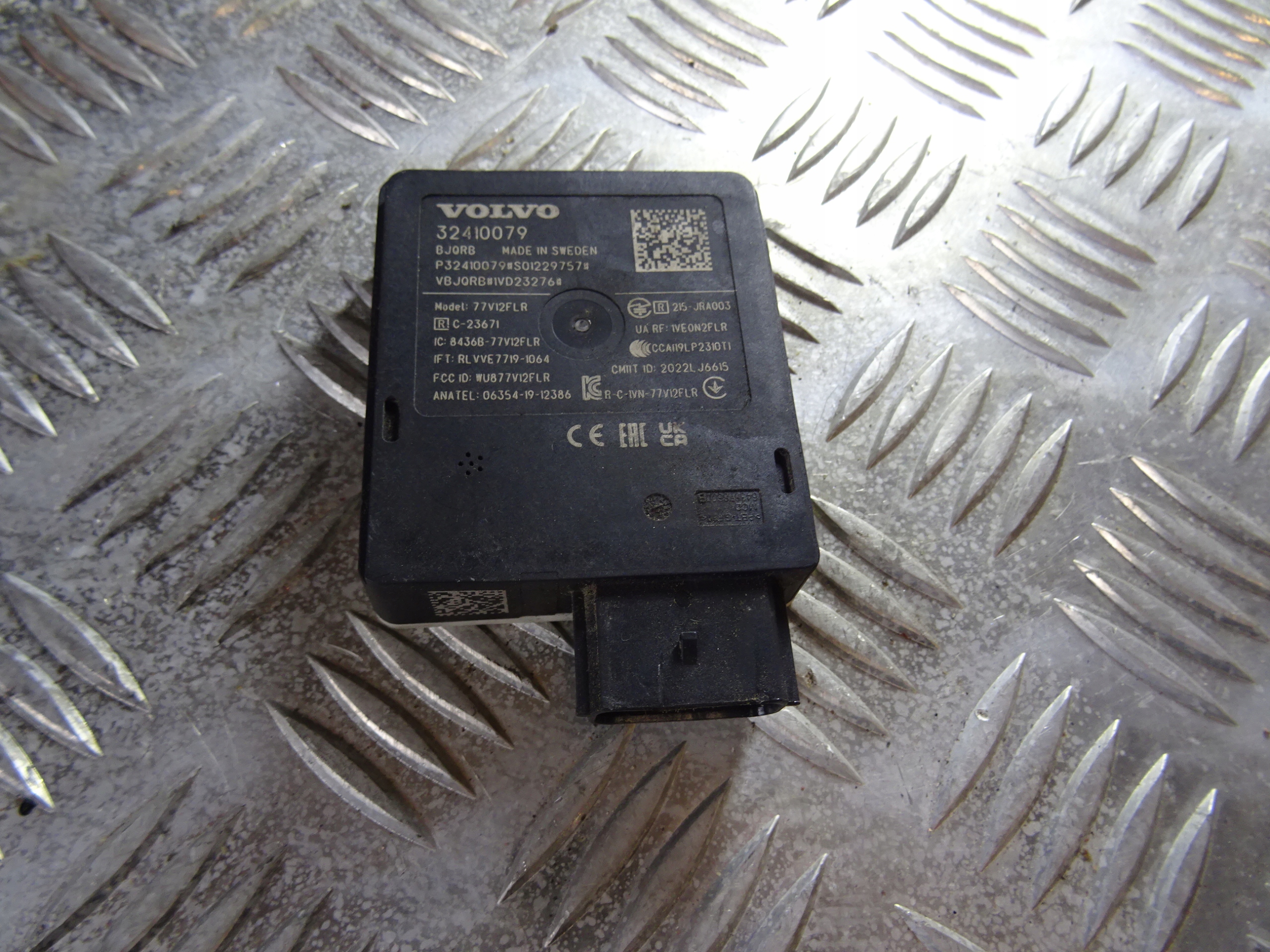 VOLVO C40 MODUL SENSOR RADAR DISTRONIC 32410079 739988967493 za 780 ...
