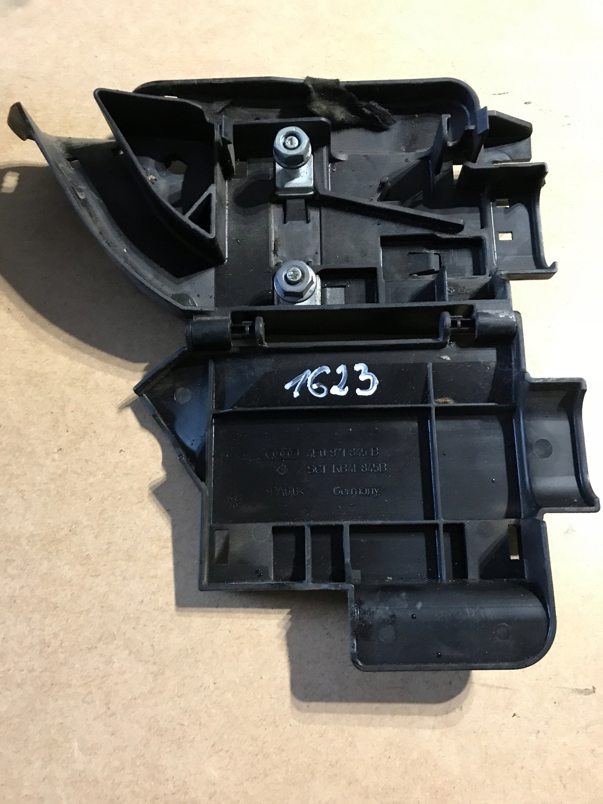 Audi OE 4F0971812A 4F0971845B • Cena, Opinie - Allegro