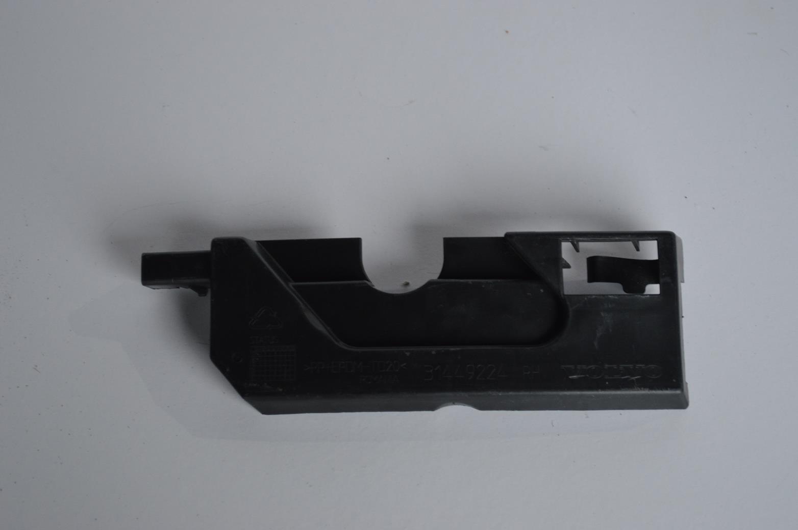 ŚLIZG MOCOWANIE ZDERZAKA PRAWY TYŁ VOLVO S90 za 20.00PLN z LESZNO ...