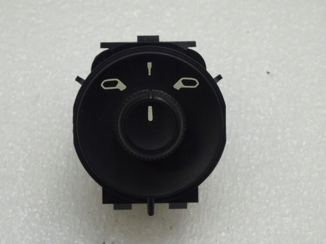 Przełącznik lusterek Citroen OE 96673722ZD - porównaj ceny - Allegro.pl