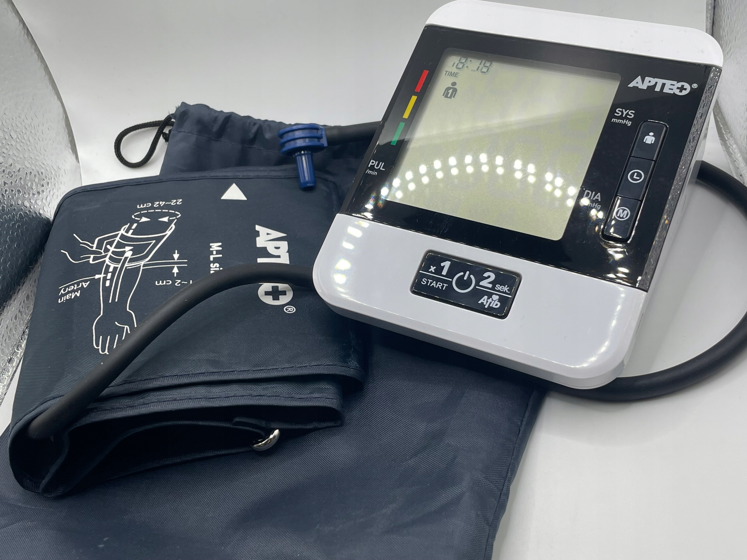 CIŚNIENIOMIERZ AUTOMATYCZNY PREMIUM APTEO AFIB (5907553018511) • Cena ...