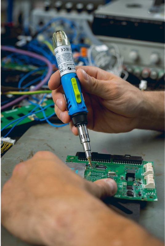 Hoegert Technik Lutownica gazowa 3 w 1: lutownica - palnik - opalarka - Hoegert Technik | Sklep ...