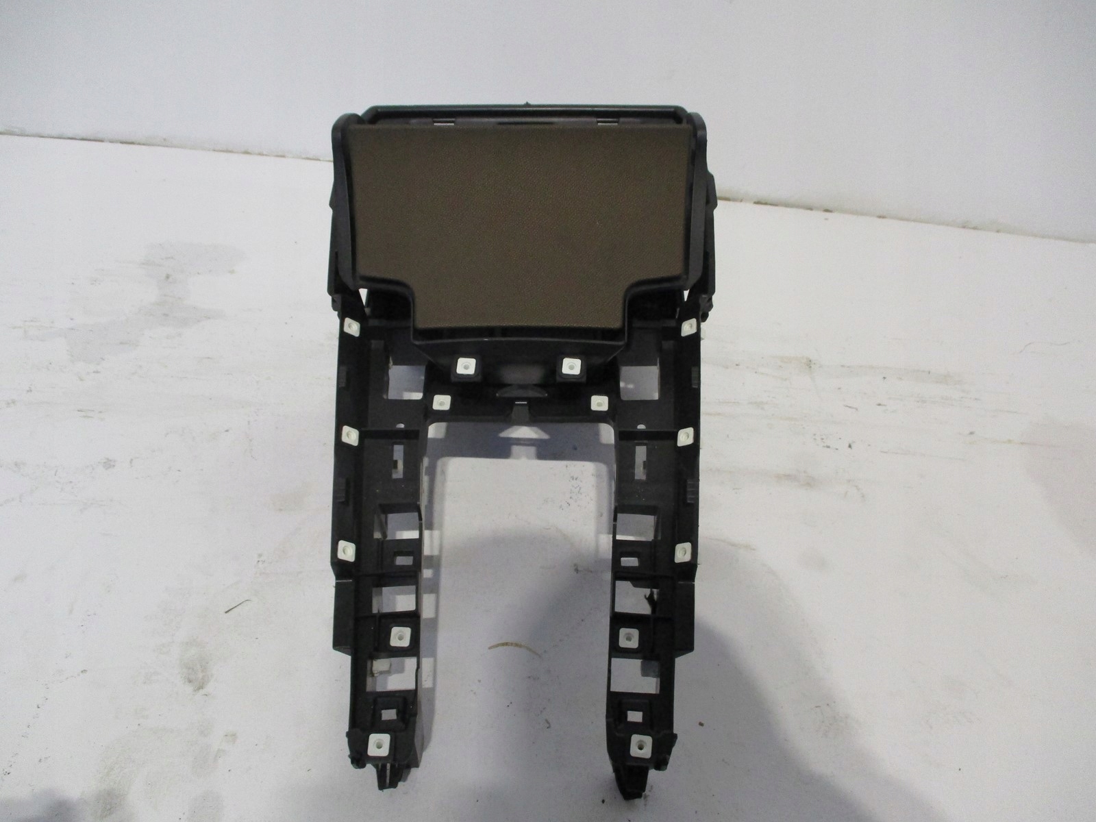 9817078580 - Ящик для зберігання консолі CITROEN DS7 9817078580 купити ...