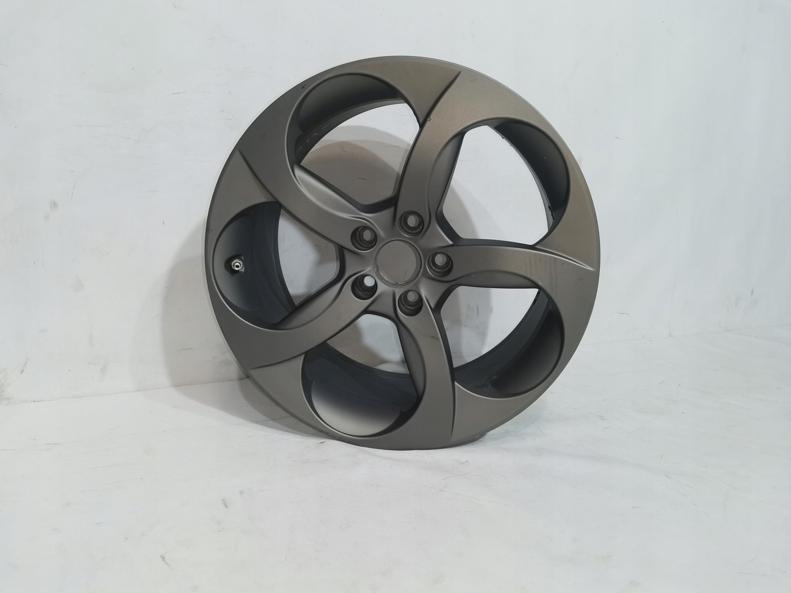 Felga aluminiowa Alfa Romeo OE GIULIA 9.0" x 18" 5x110 ET 44,5 • Opinie ...