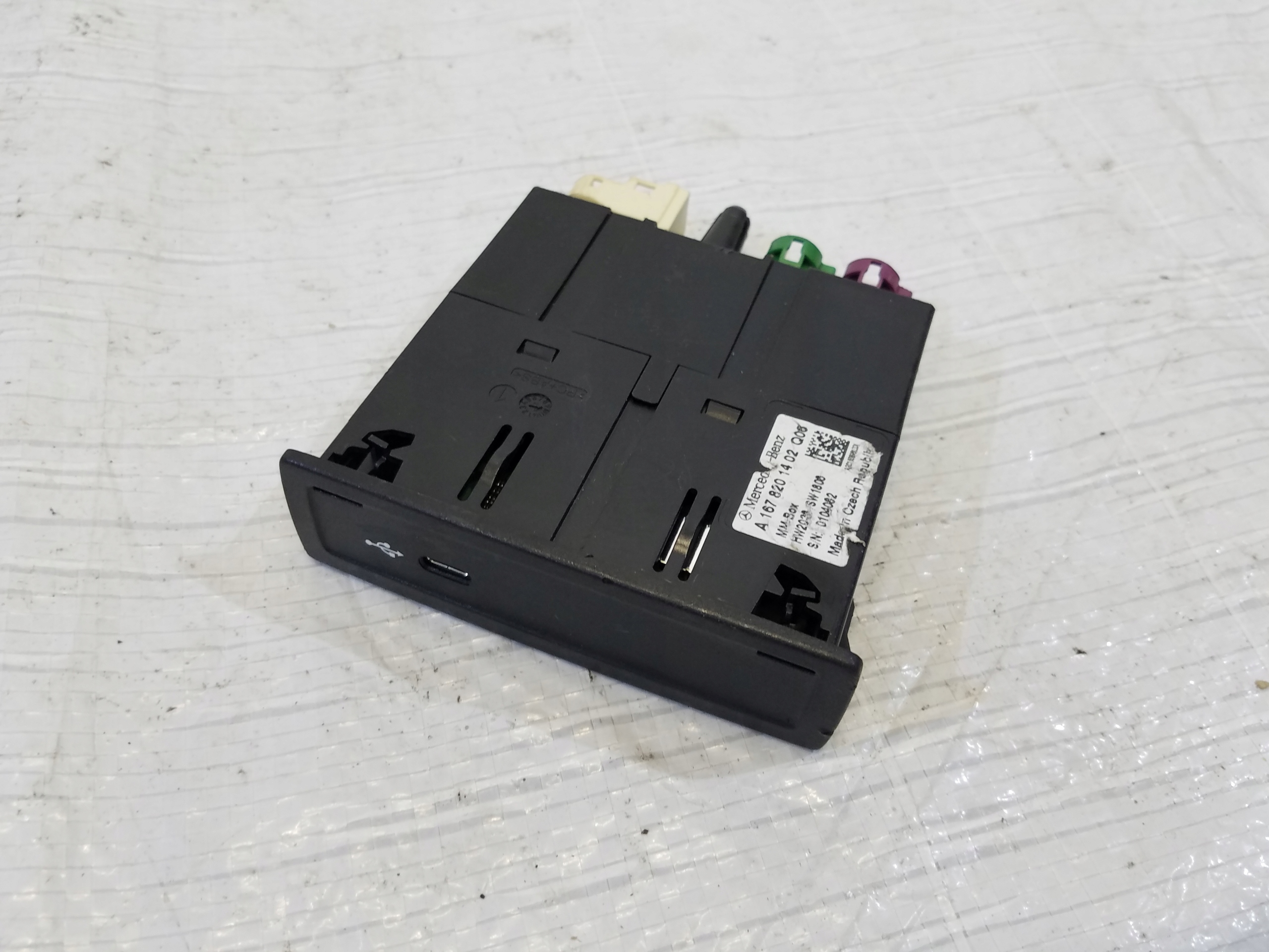 PANEL WEJŚCIE MERCEDES-BENZ A1678201402 za 40.00PLN z Białobrzegi ...