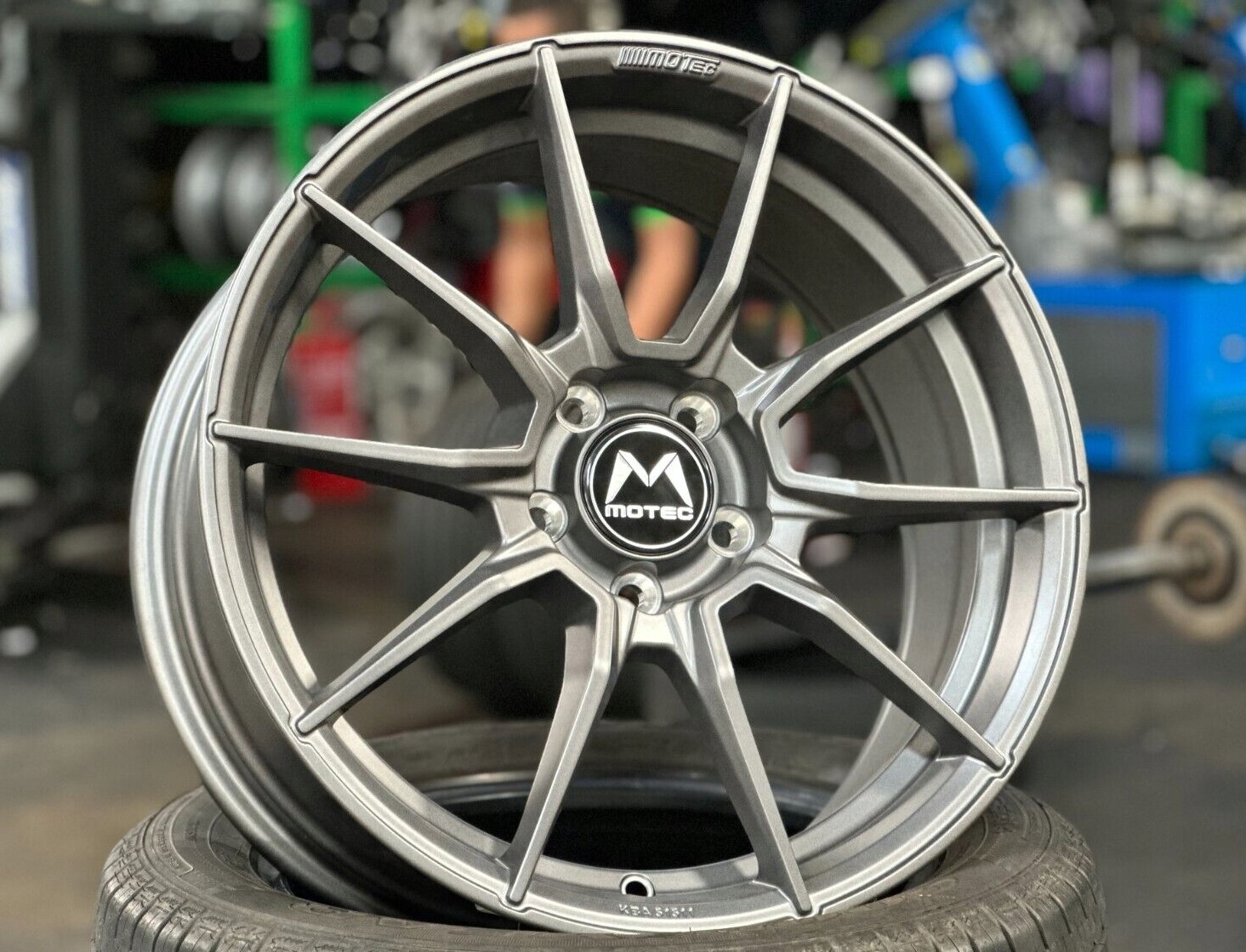 Motec Ultralight - Niska cena na Allegro