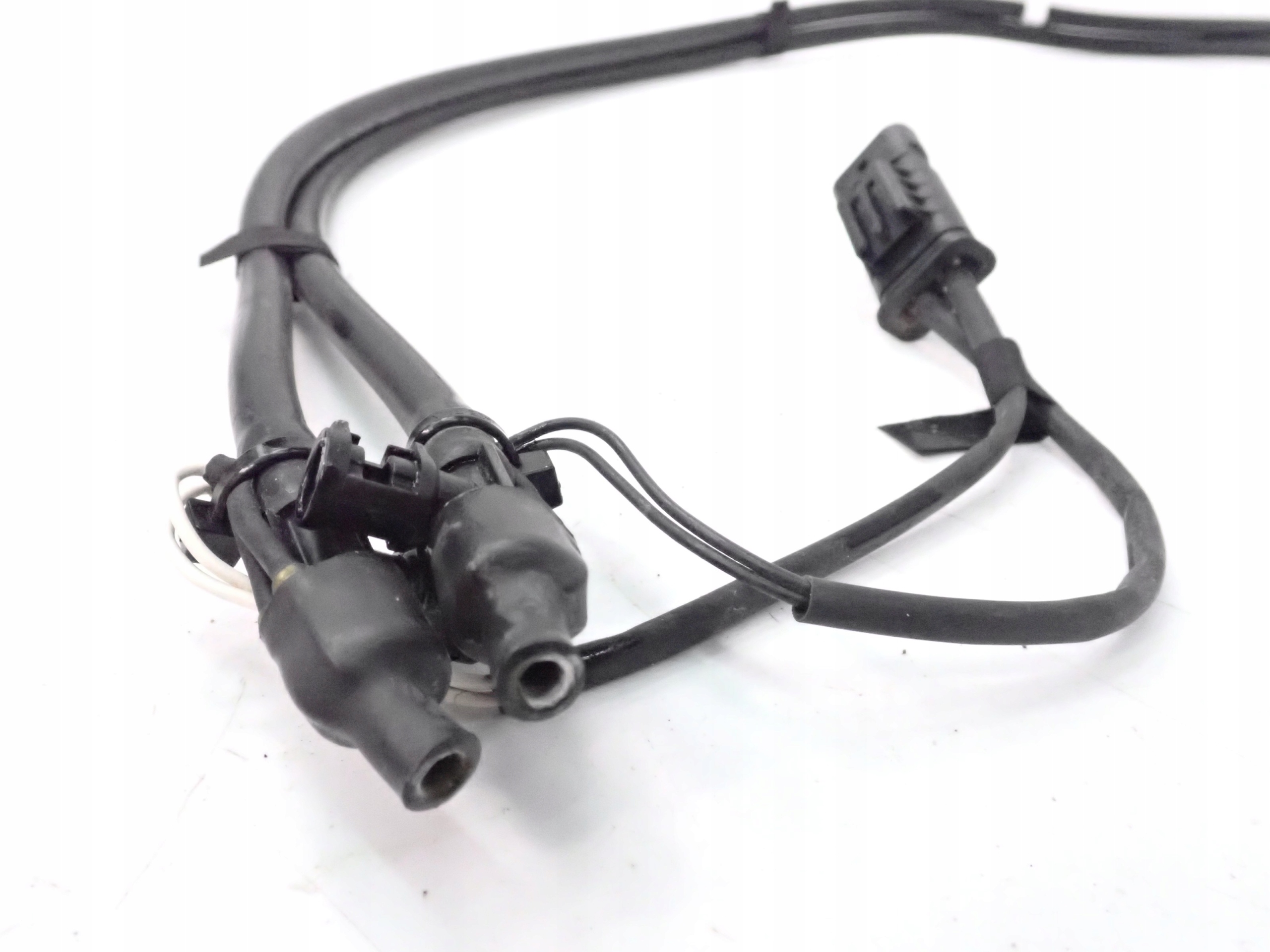 A2228607300 A2228607300 - Розподільник рідини MERCEDES W222 A2228607300 ...