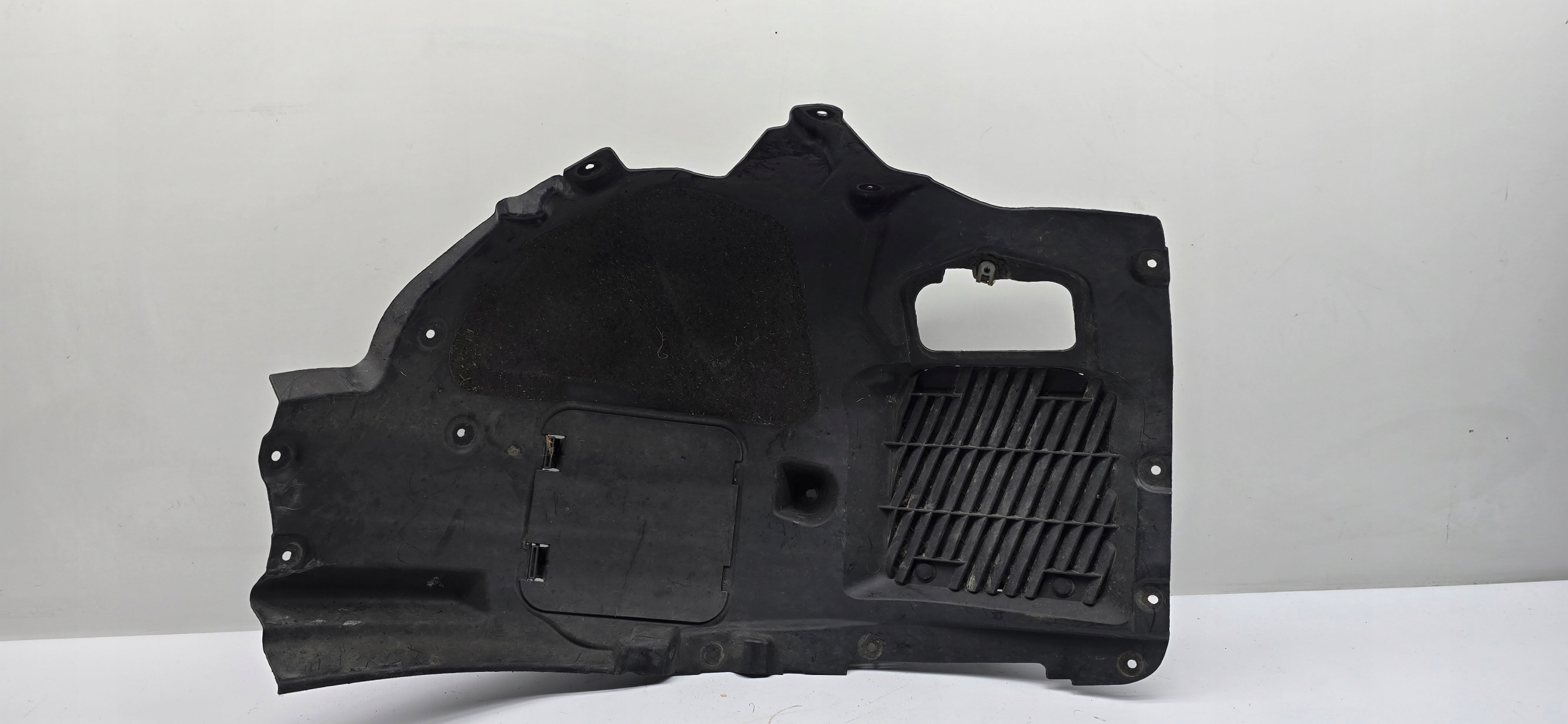 NADKOLE BMW 5 G30 G31 CZĘŚĆ PIERWSZA LEWE 51717340785 + ZAŚLEPKA za 140 ...