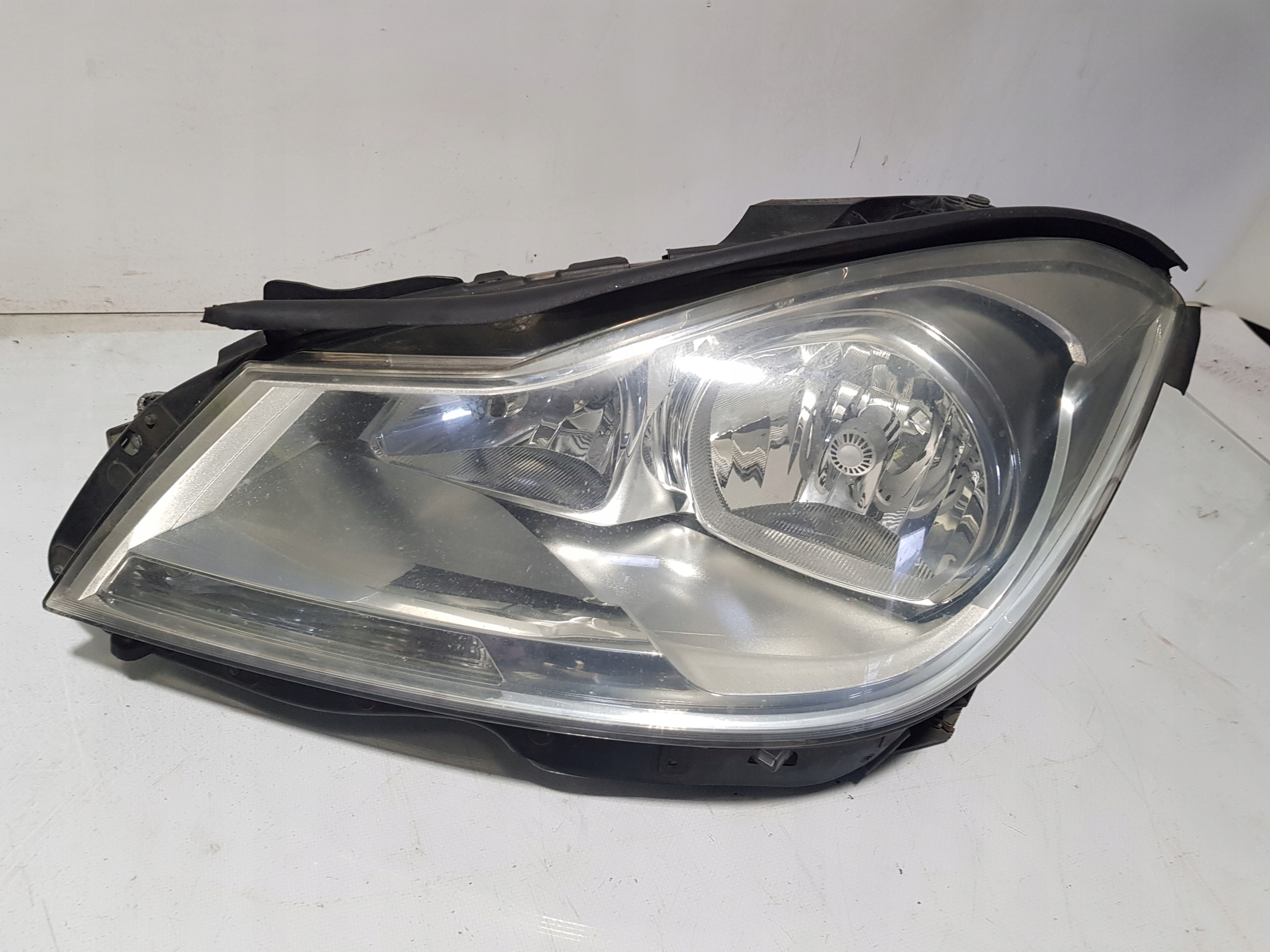 LAMPA LEWY PRZÓD MERCEDES C W204 LIFT A2048205159 za 280.00PLN z ...