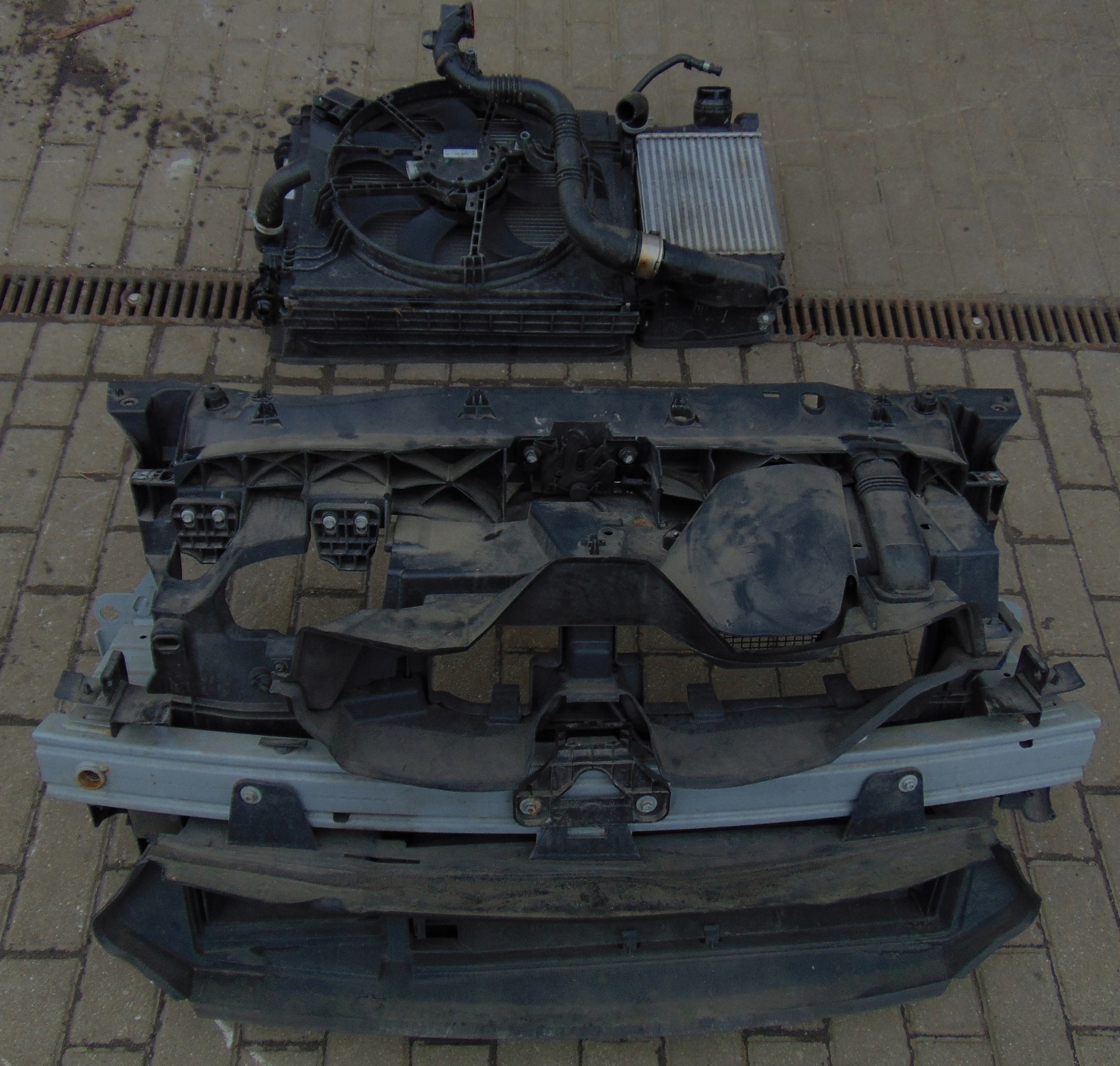 WZMOCNIENIE PAS PRZEDNI CHŁODNICE RENAULT SCENIC 4 IV 16r- 1.2TCE ...