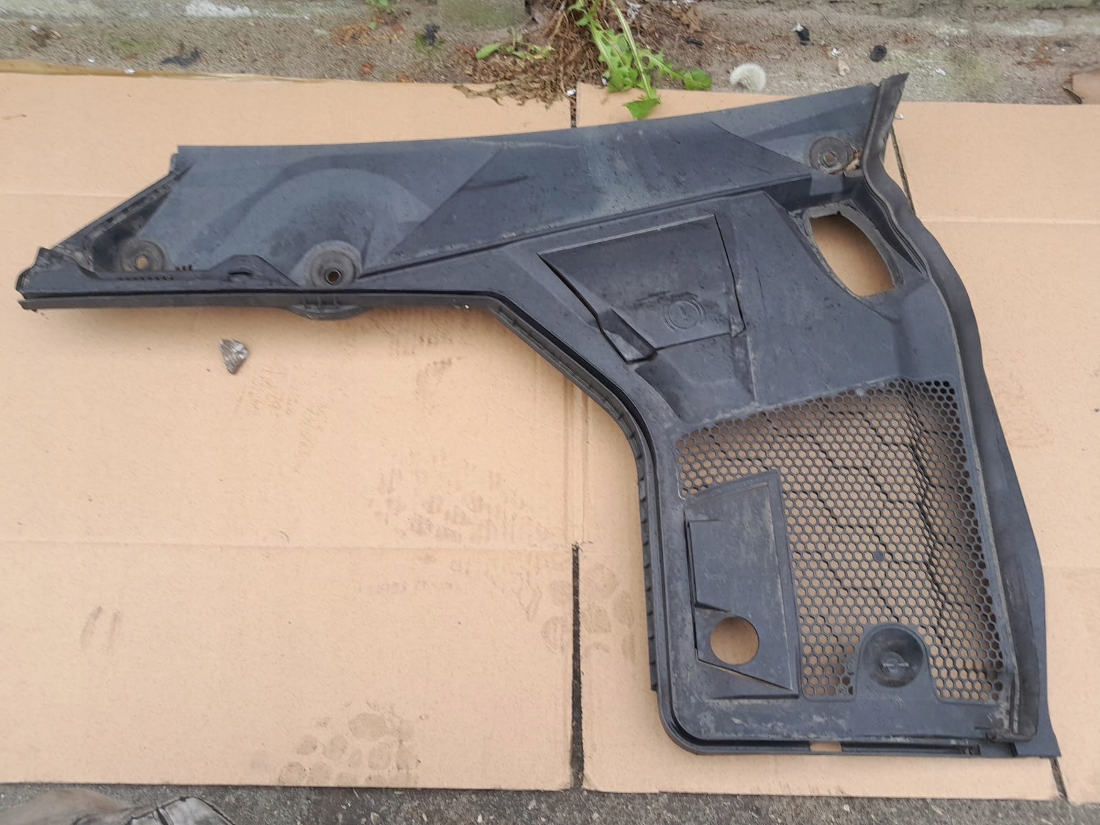 PODSZYBIE PRAWE MERCEDES C W205 A2058308204 • Cena, Opinie - Allegro