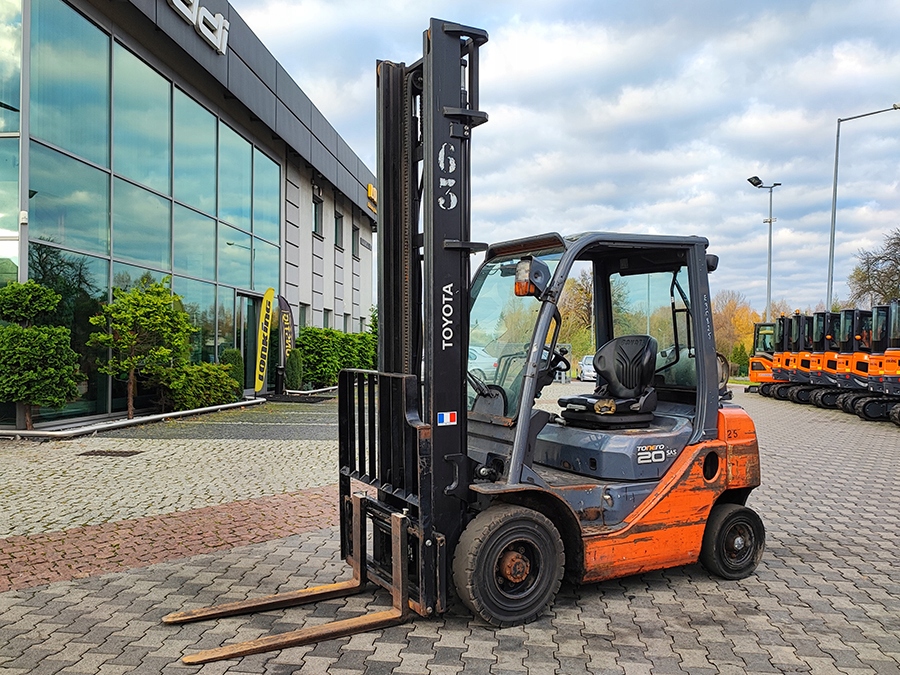 Wózek widłowy Toyota 8FGF20 8FG20 2t duplex 5 m LPG | Wózki widłowe ...