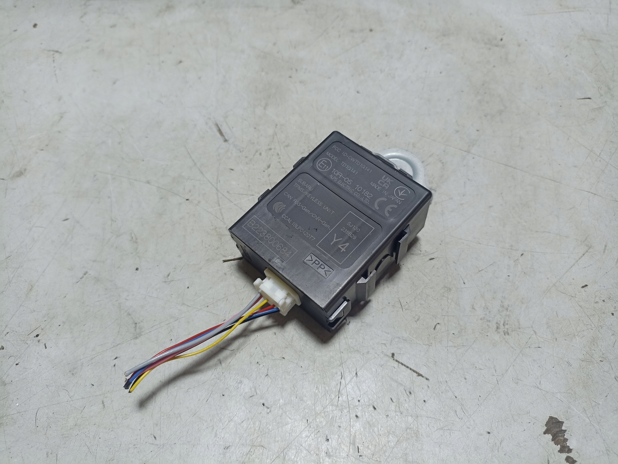 SUBARU FORESTER V LIFT MODUŁ TPMS SJ130 SUBARU FORESTER V LIFT MODUŁ ...