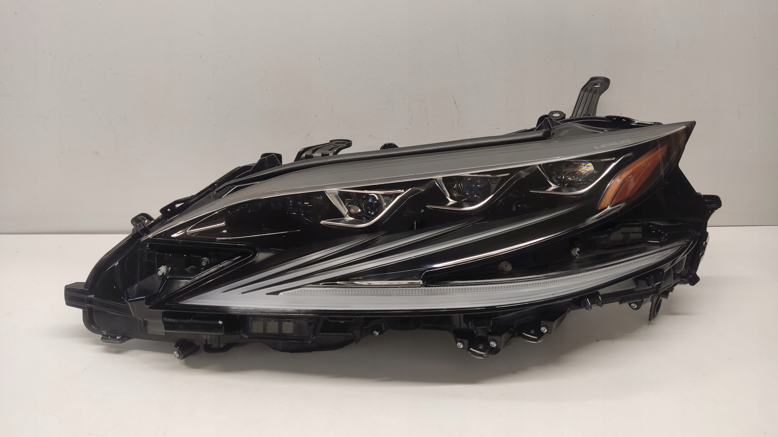 LEXUS LS LS500 LS500H FULL LED LAMPA LEWA za 4600.00PLN z Lubin ...