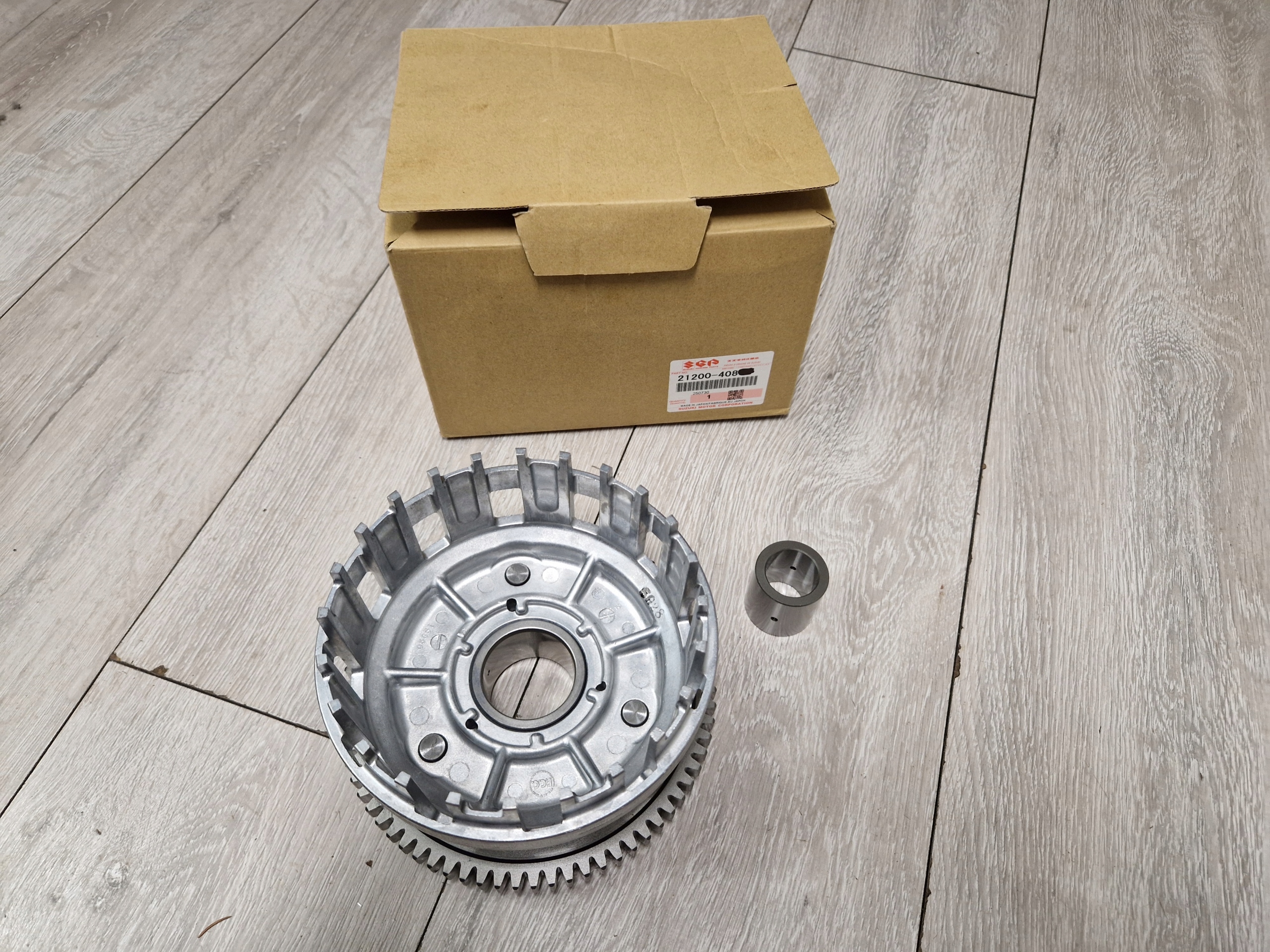 SUZUKI GSXR 1000 K5 K6 KOSZ SPRZEGLOWY OEM ORYGINAL GSX R za 1899.00PLN ...