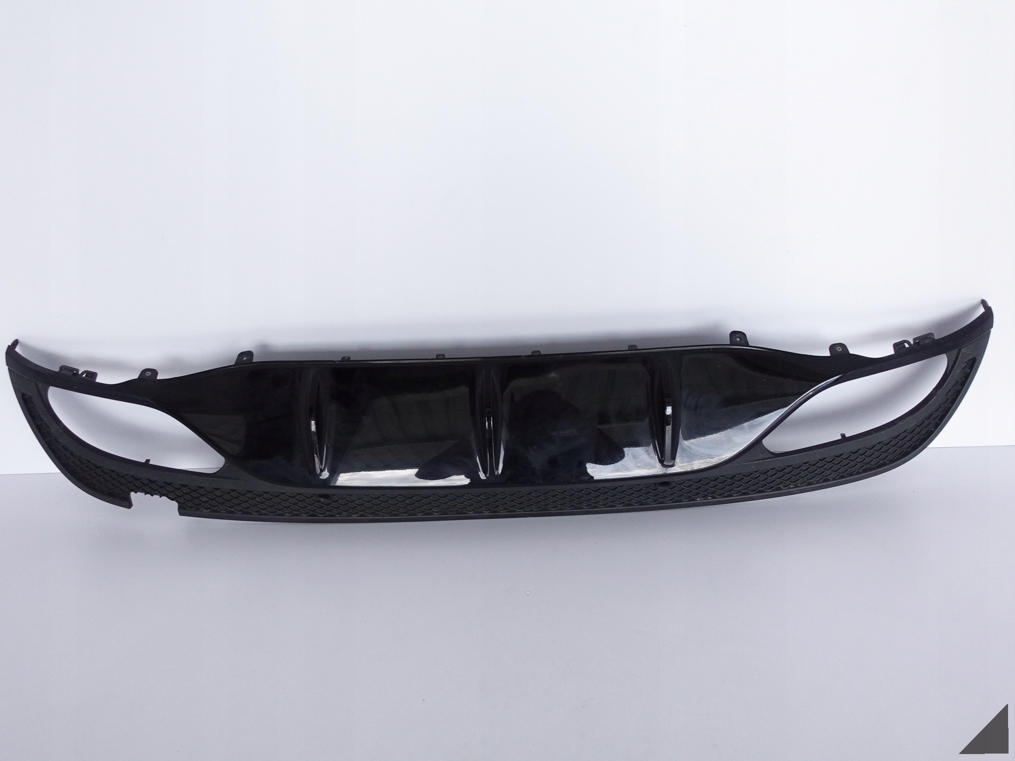 Mercedes-Benz OE A2058857338 dokładka dyfuzor za 350.00PLN z Łowyń ...