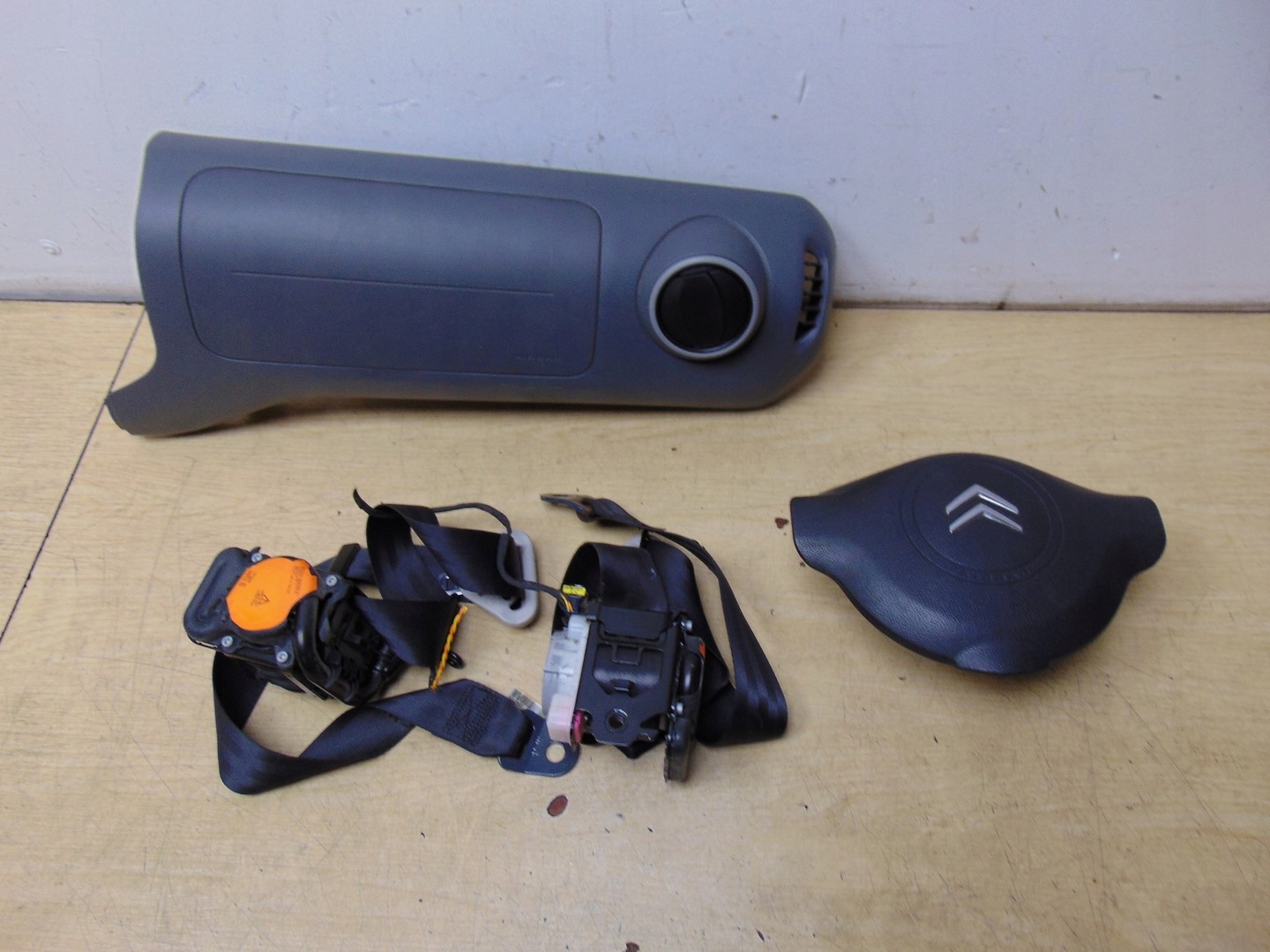 PODUSZKI AIRBAG NAPINACZE CITROEN BERLINGO III 2008- za 1500 zł z ... PODUSZKI AIRBAG NAPINACZE CITROEN BERLINGO III 2008- za 1500 zł z ...