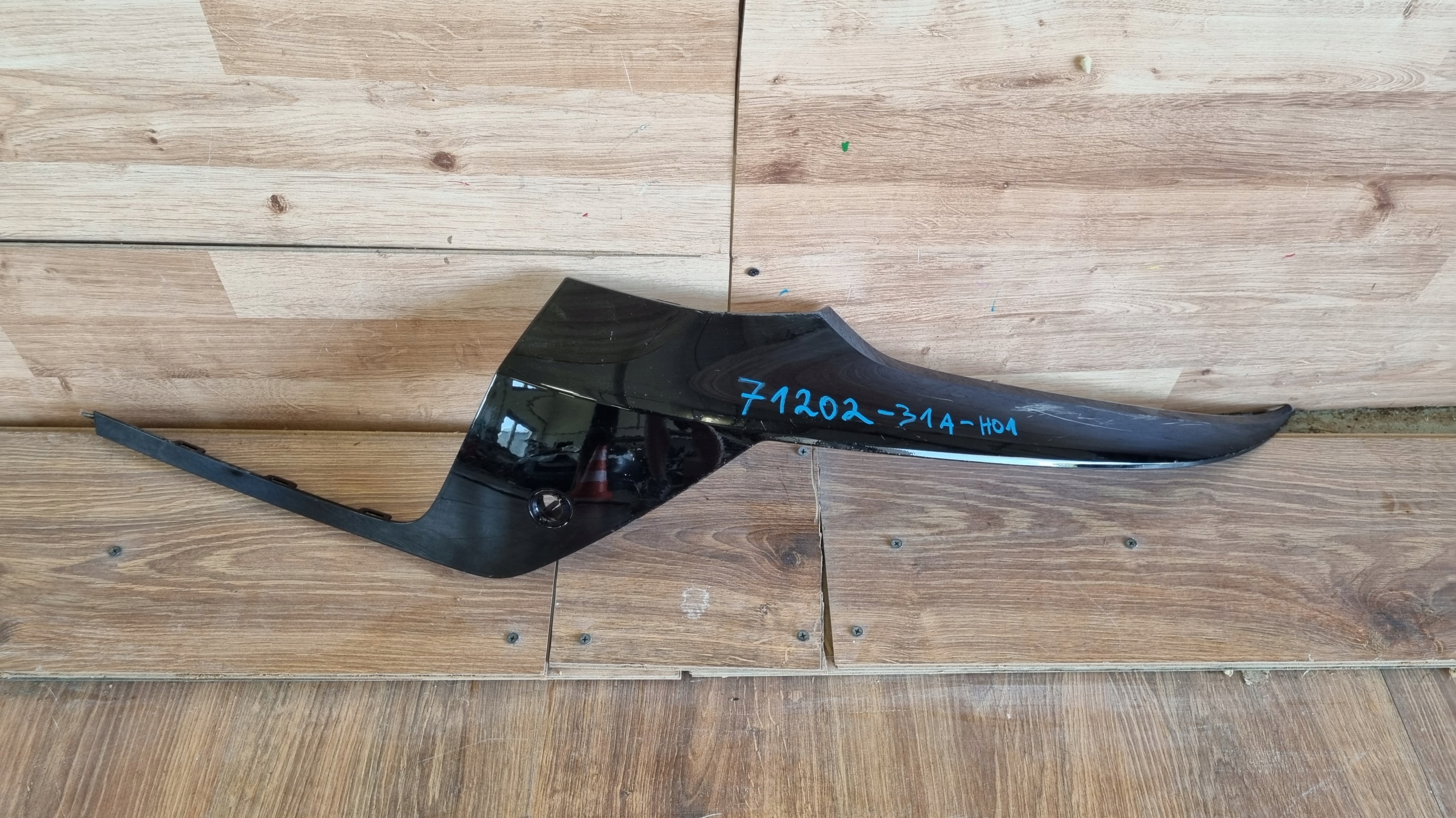 Grill Atrapa Honda E-NY1 23r- 71202-31A-HO1 za 250.00PLN z Kargowa ...