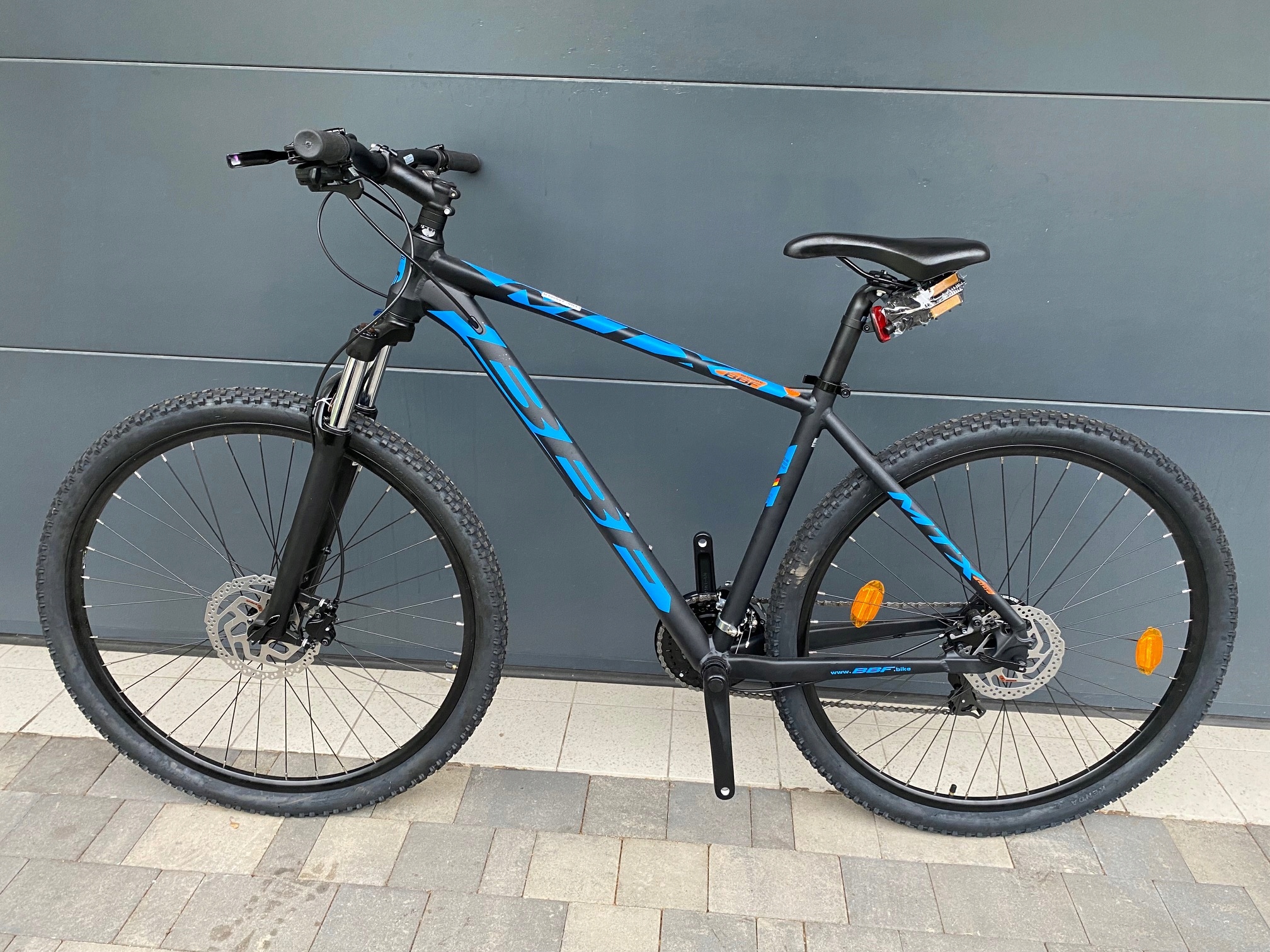 ROWER MTB BBF MTX czarno nieb rama 19 cali - 0000000001 - 12527218418 - Allegro.pl