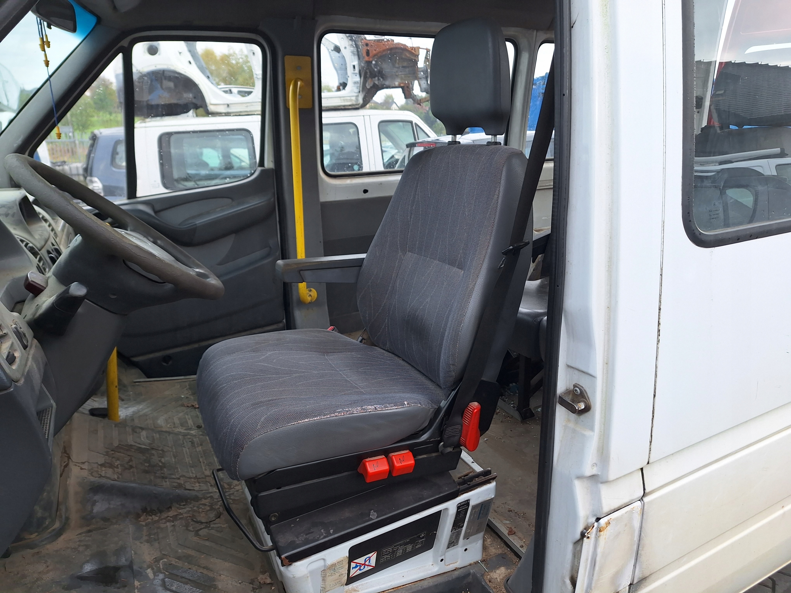 MERCEDES SPRINTER 1 I W901 W902 W903 W904 VOLKSWAGEN LT 2 II FOTEL LEWY ...