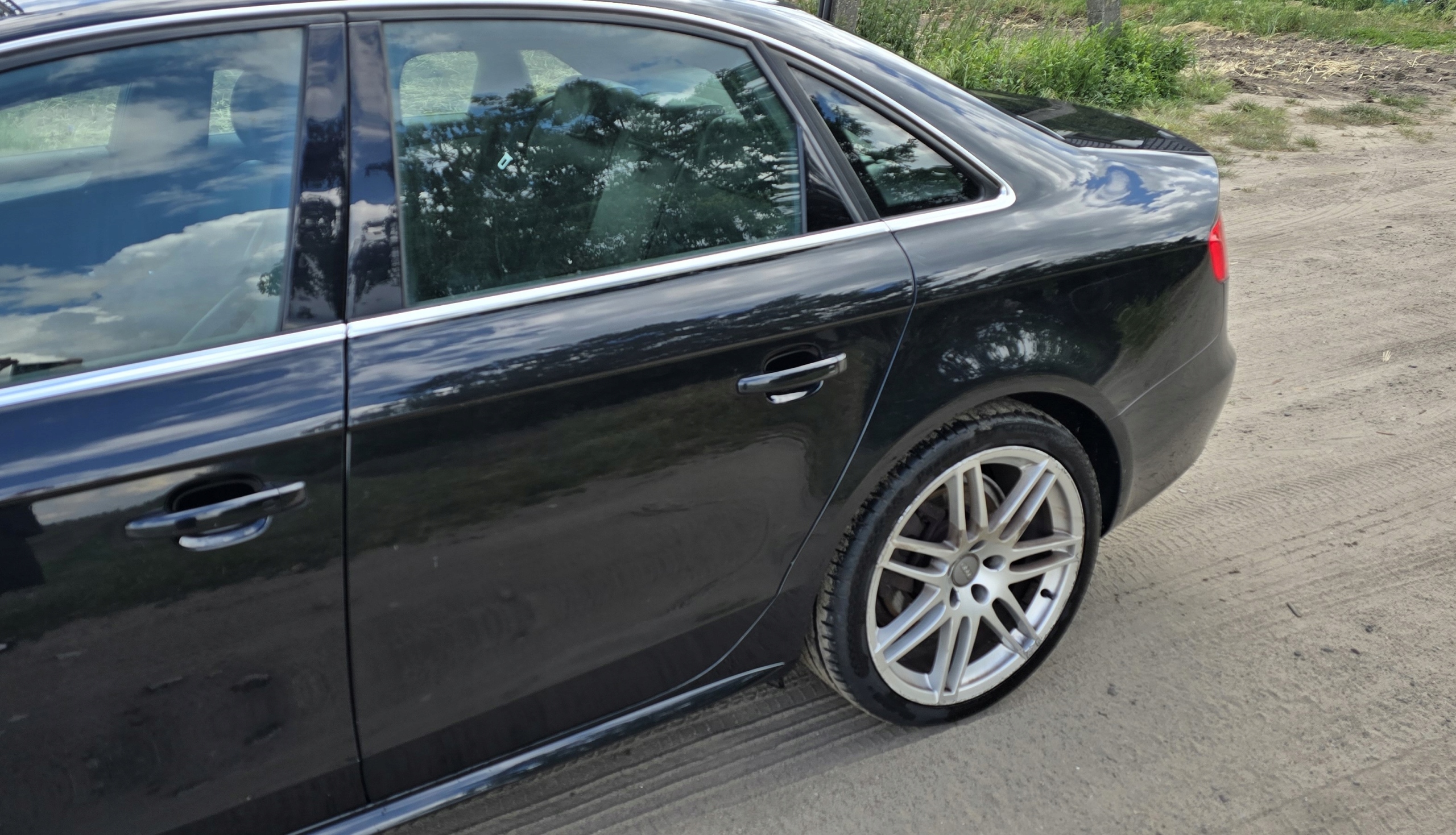 DRZWI TYLNE TYŁ LEWE AUDI A4 B8 SEDAN LZ9Y za 1000.00PLN z Wschowa ...