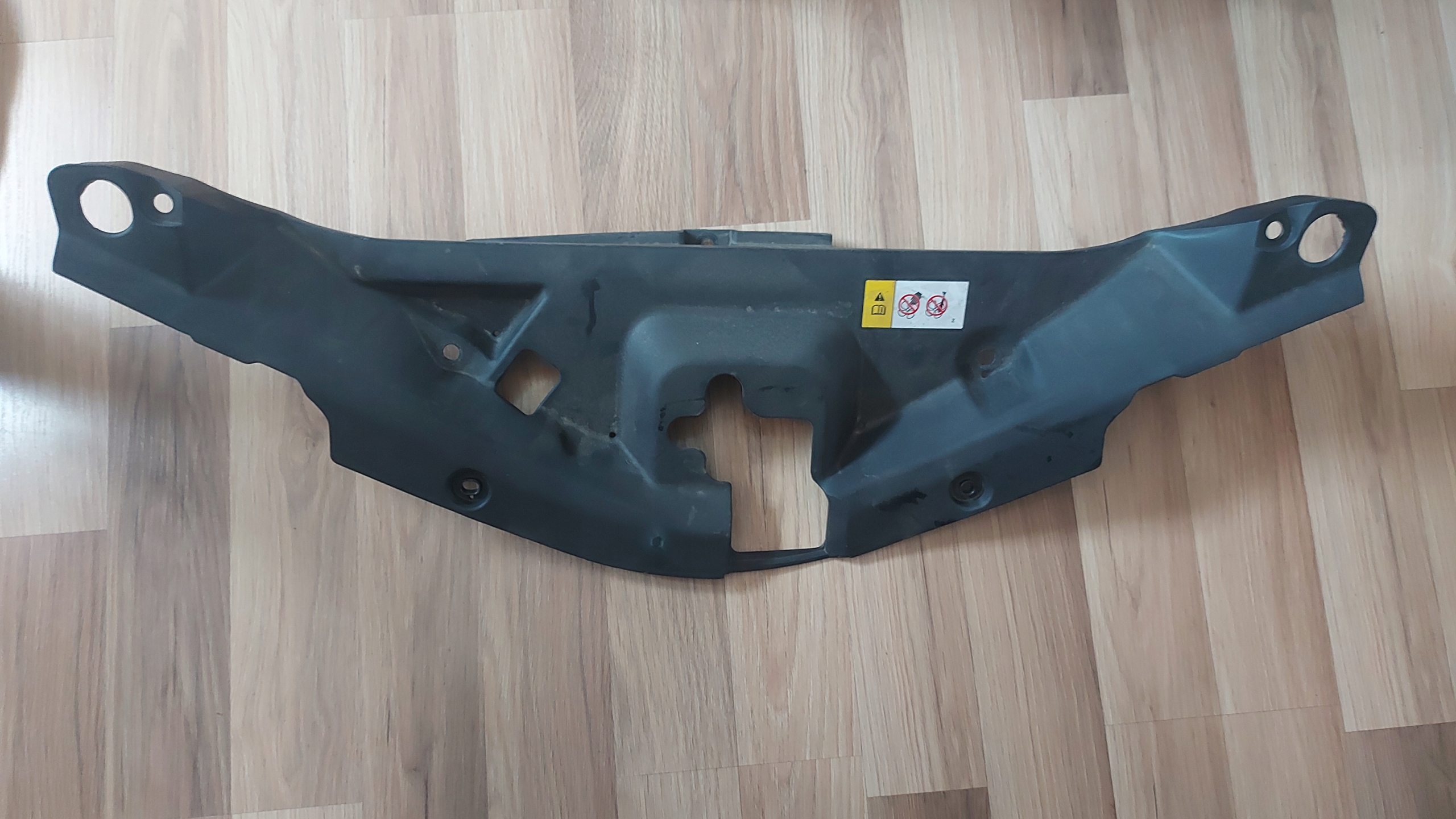 Toyota OE 53141-F4021 osłona silnika przód góra • Cena, Opinie - Allegro