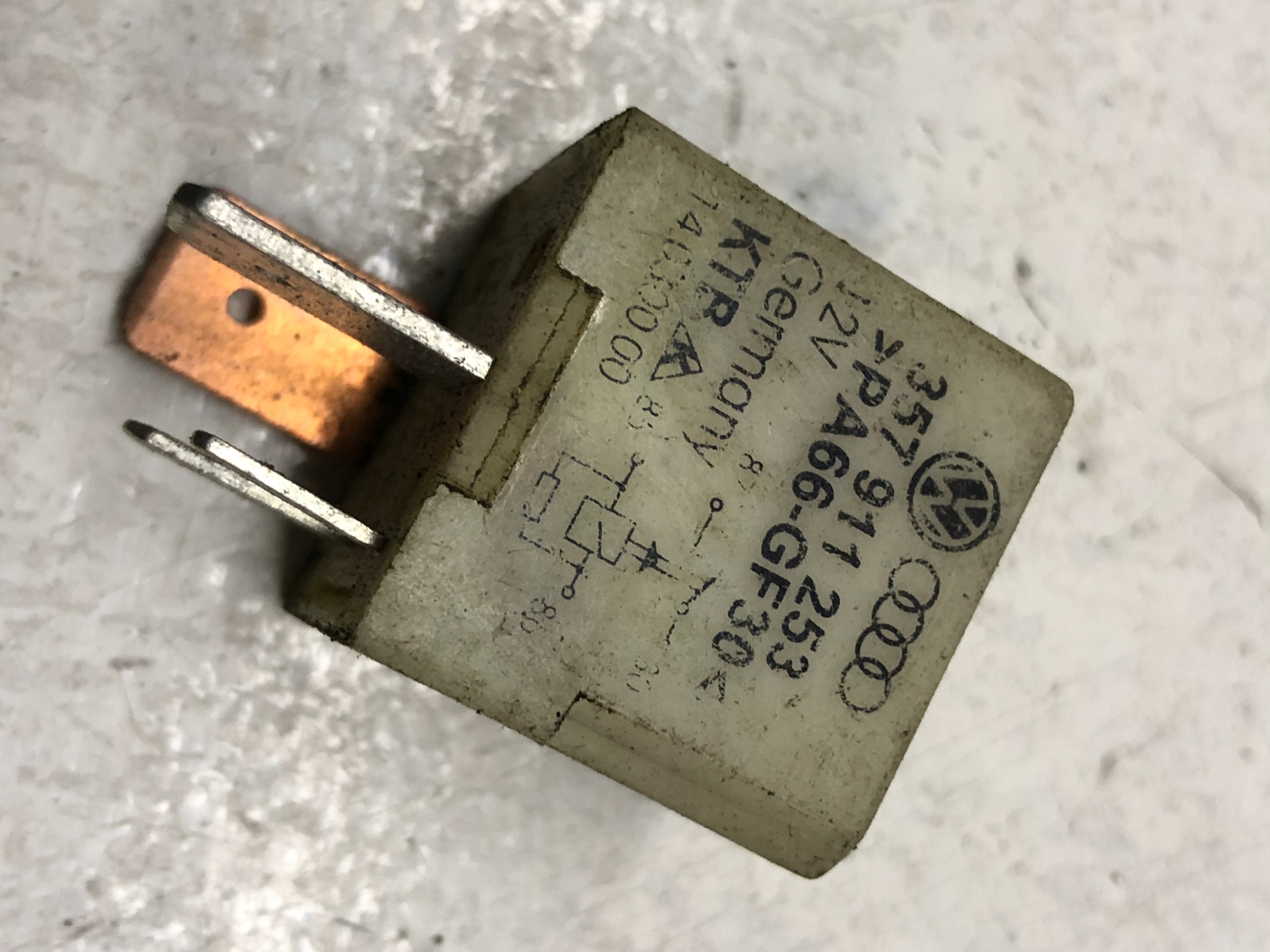 Przekaznik Mercedes-Benz OE 0015420219 • Cena, Opinie - Allegro